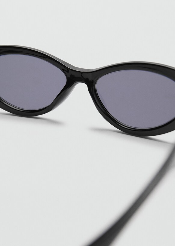 Oval frame sunglasses - Women | MANGO USA