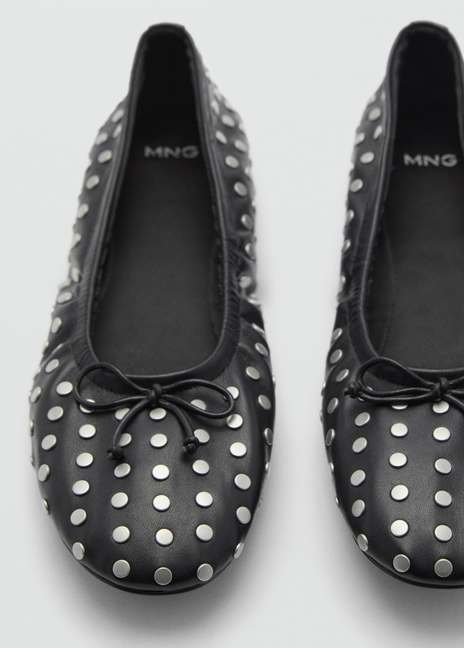 Ballerina shoes with studded bow - Women | MANGO USA
