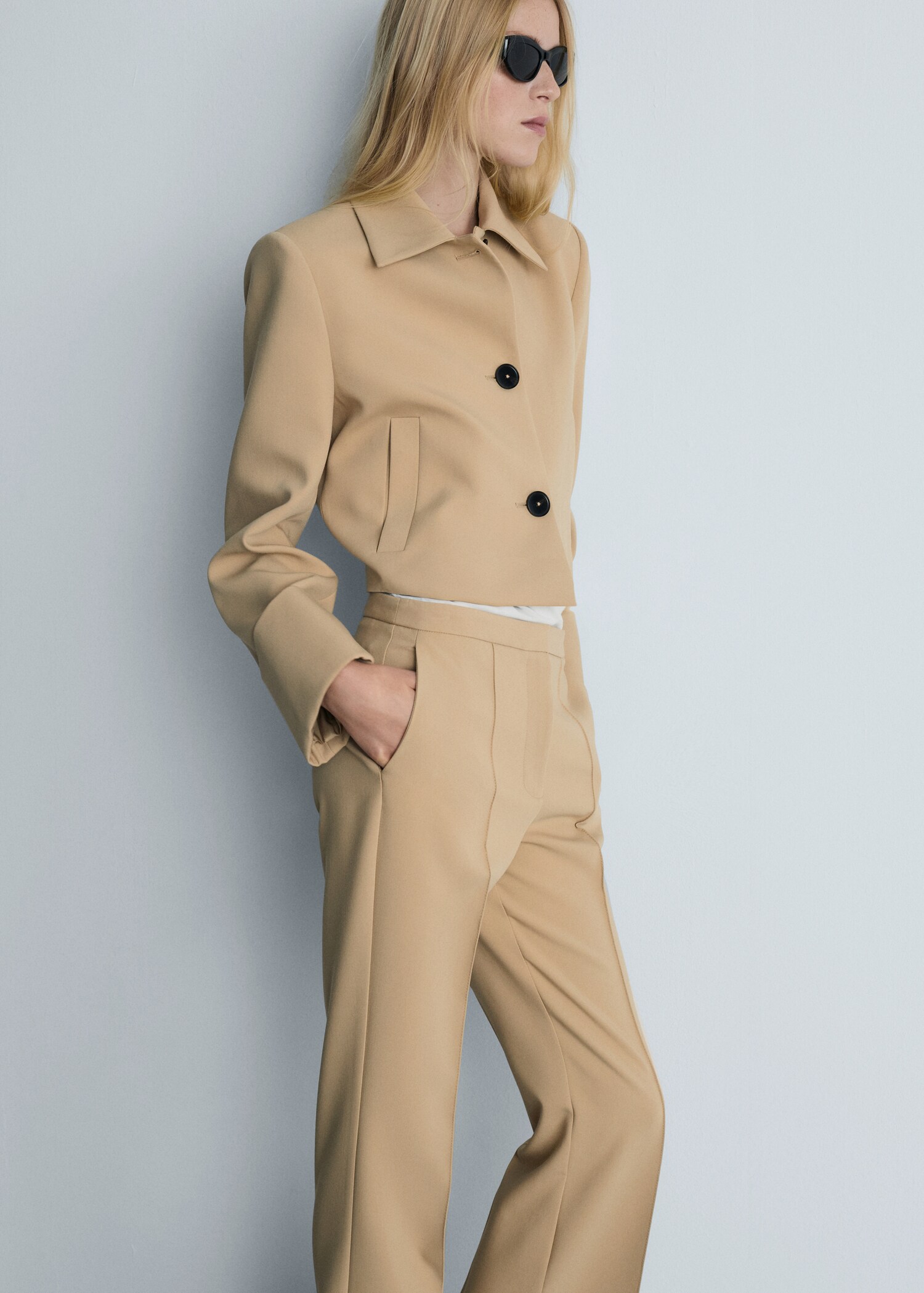 Pantalón traje flare - Mujer | MANGO México