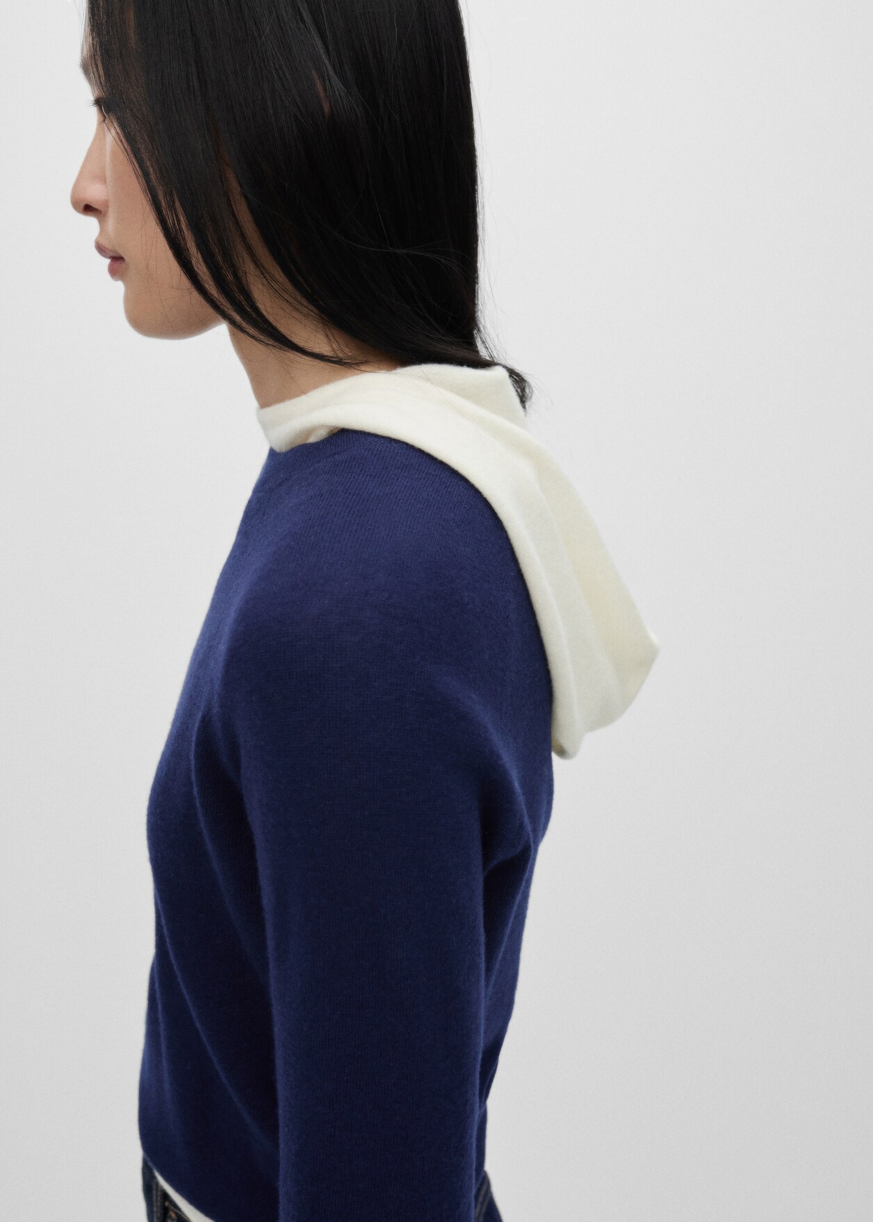 Rounded neck wool sweater - Women | MANGO USA