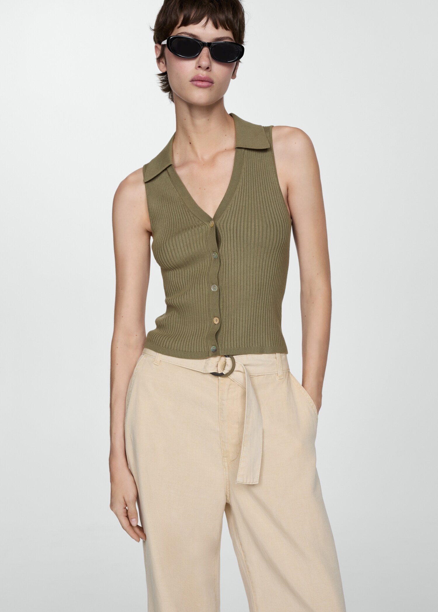 Buttoned knit top - Women | MANGO USA