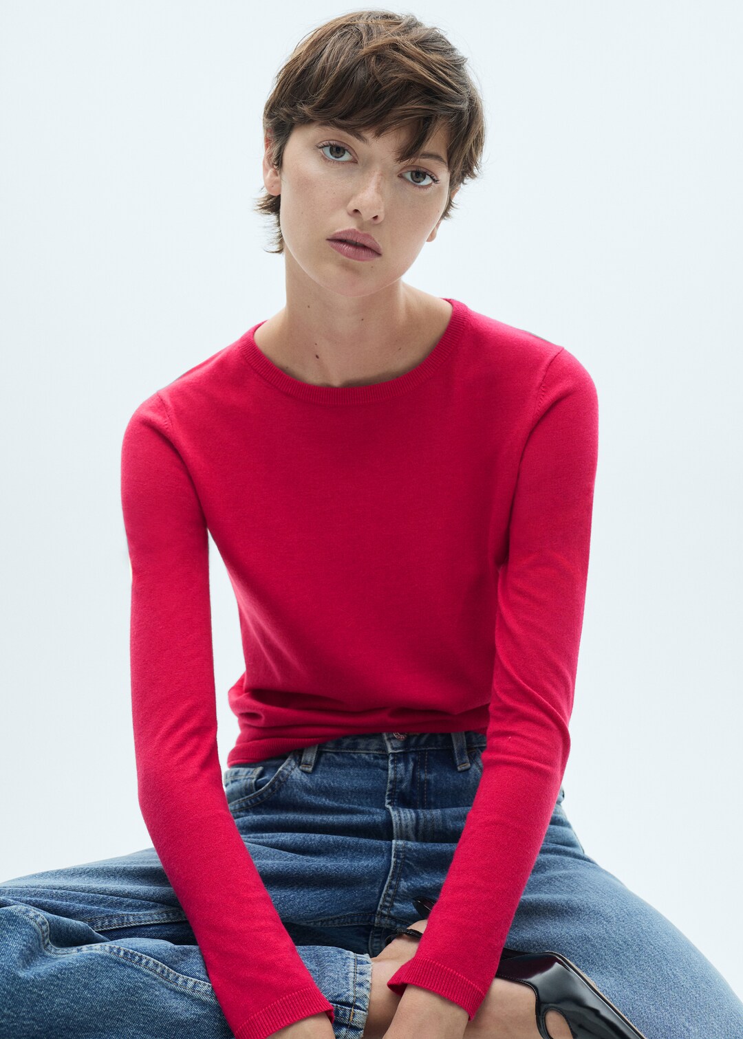 Fine-knit crew-neck sweater - Women | MANGO USA