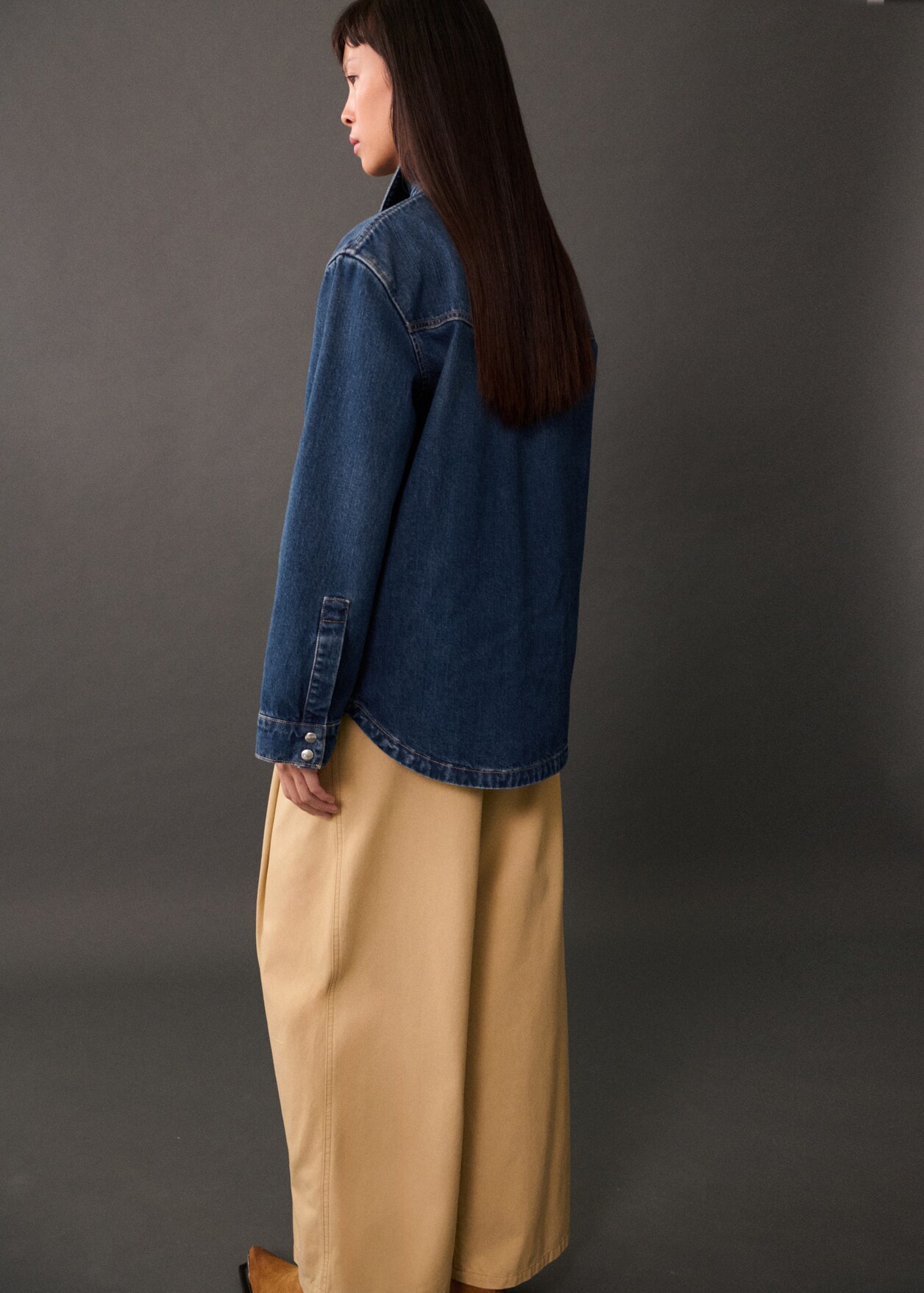 Oversized denim overshirt - Women | MANGO USA