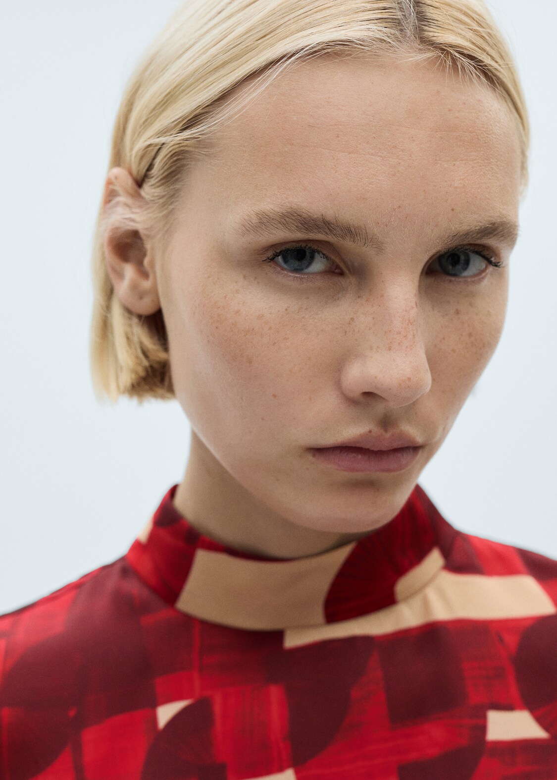 Short sleeve printed blouse - Women | MANGO USA