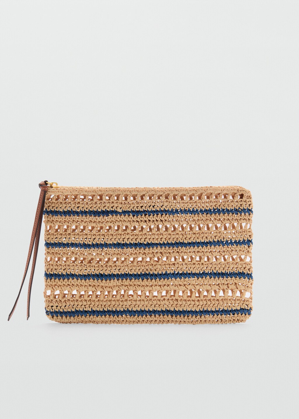 Pochette made of natural materials - Woman | MANGO Maldives