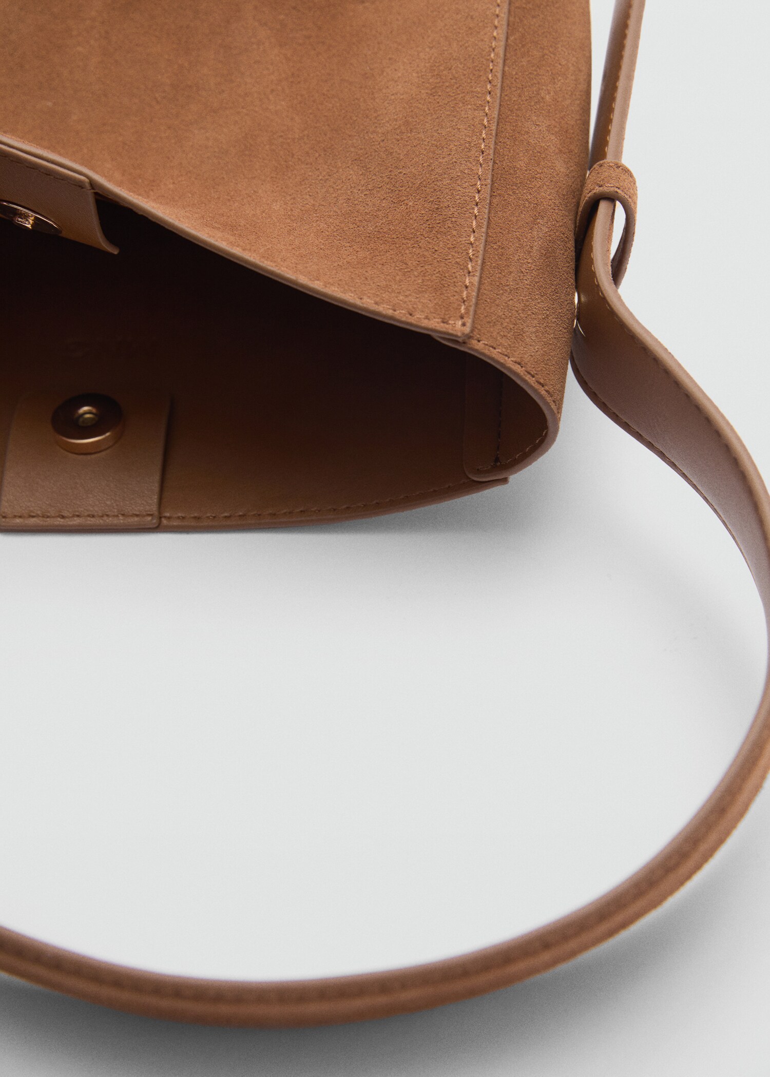 Suede shoulder bag - Women | MANGO USA