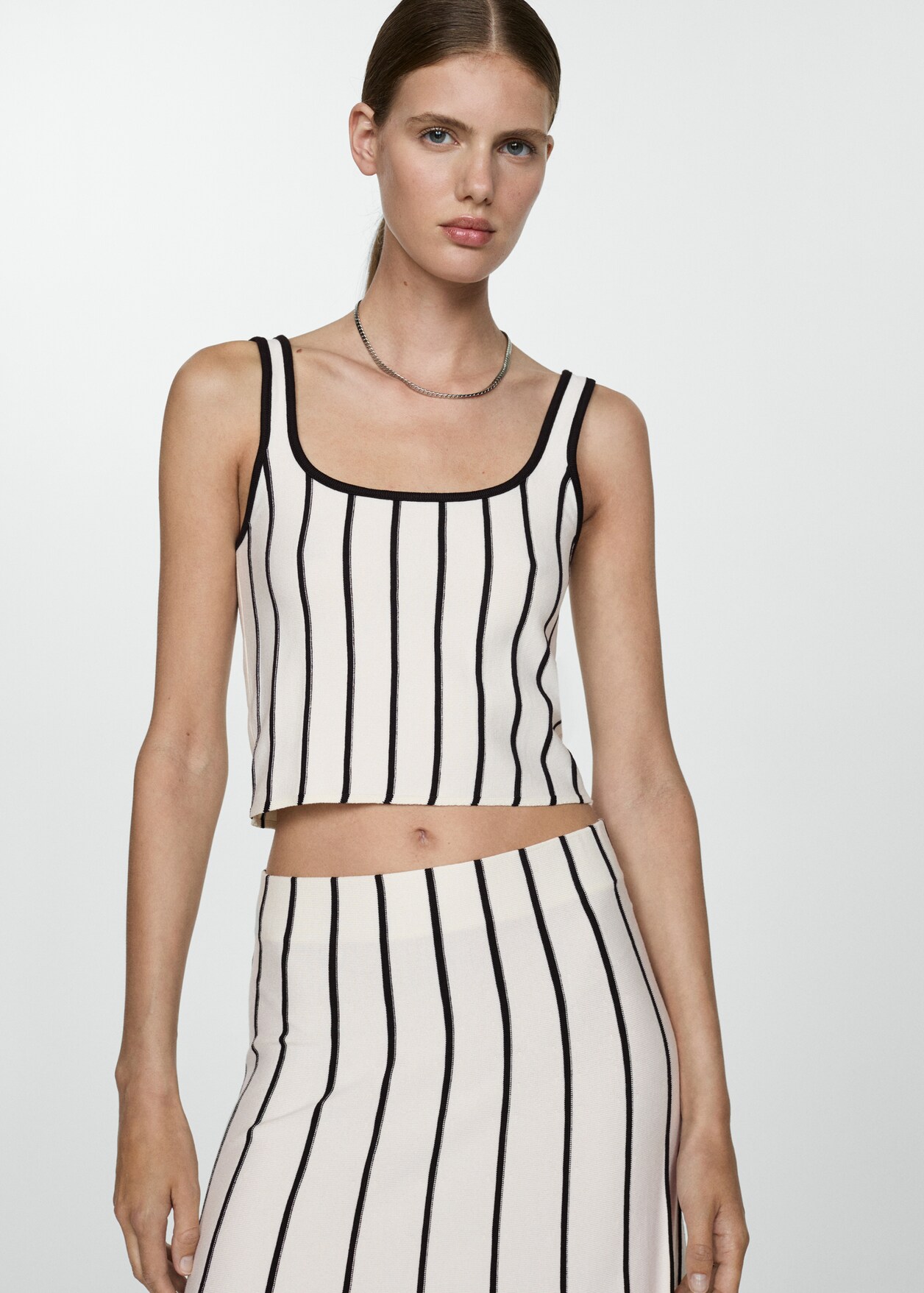 Striped knitted crop top - Women | MANGO USA