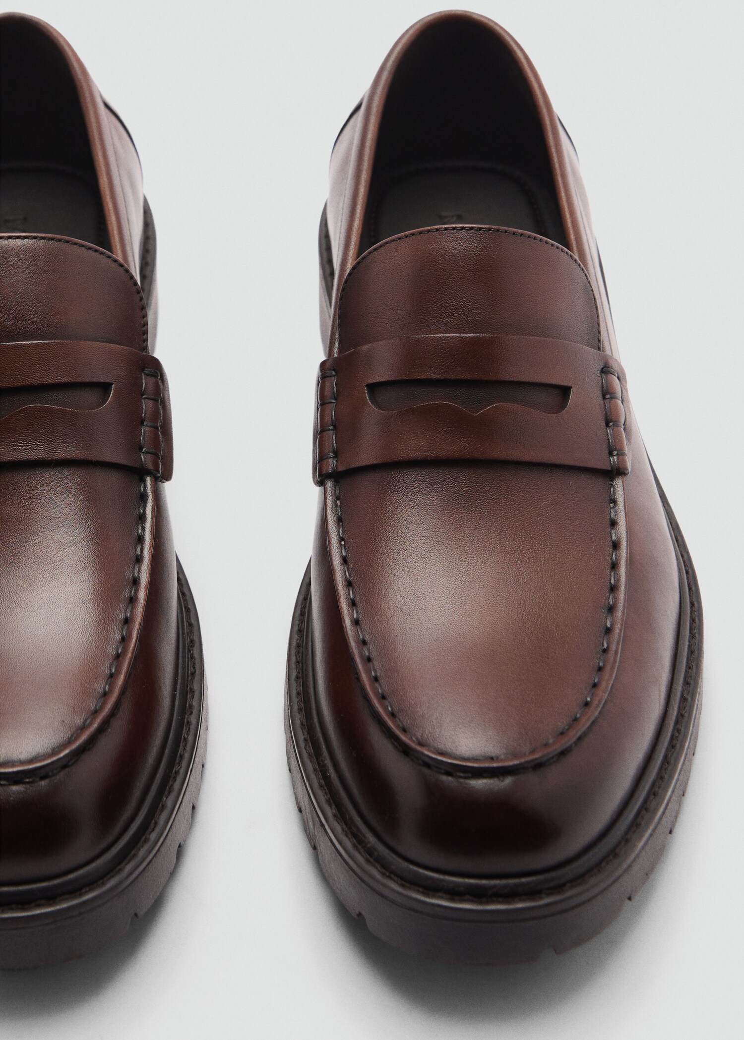 Leather penny loafers - Men | MANGO USA