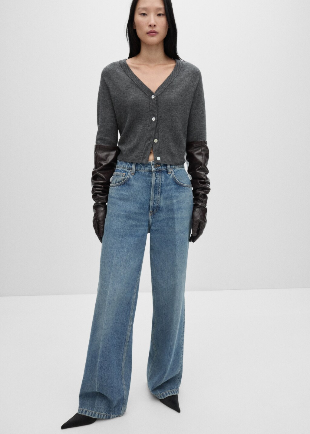 Cardigan 100% wool buttons - Woman | MANGO Vietnam