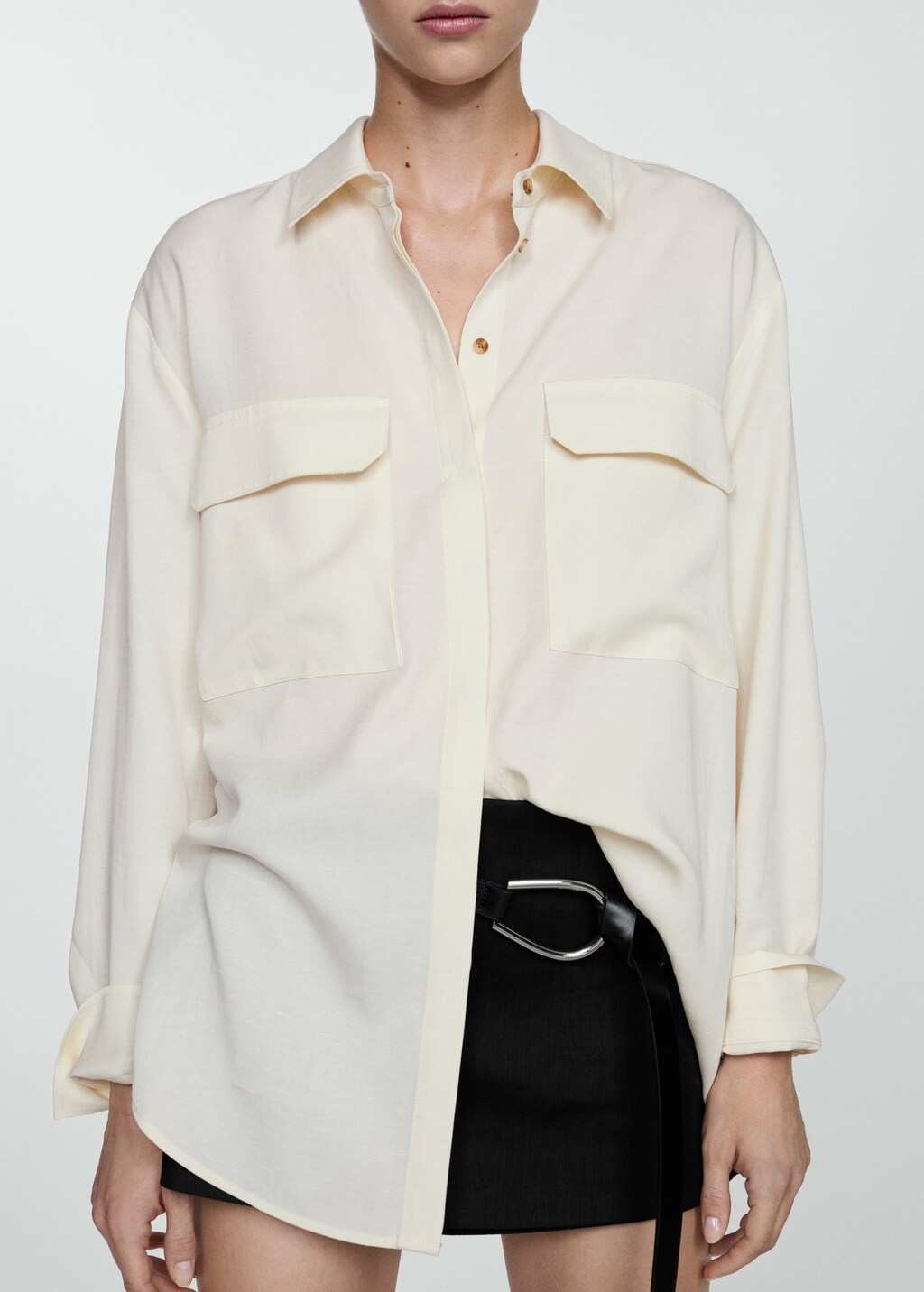 Oversized lyocell shirt - Woman | MANGO Greece