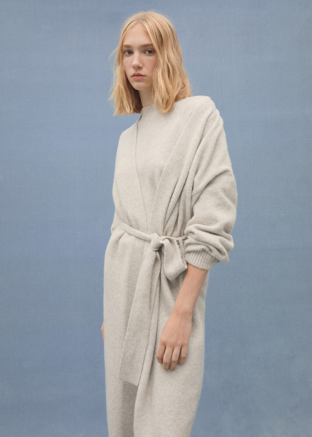 Oversize knit cardigan - Women | MANGO Maldives
