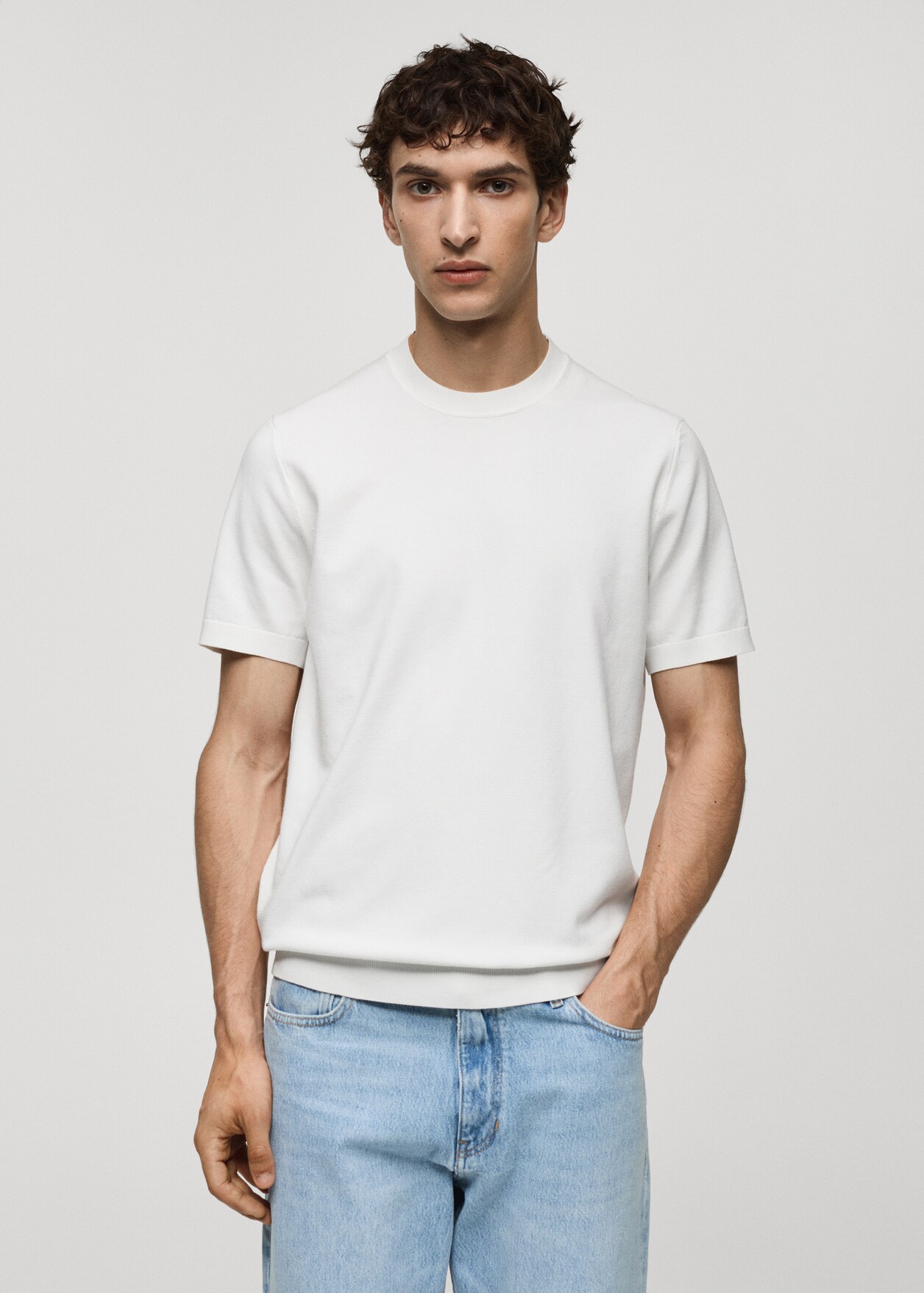 Fine-knit T-shirt - Men | MANGO USA