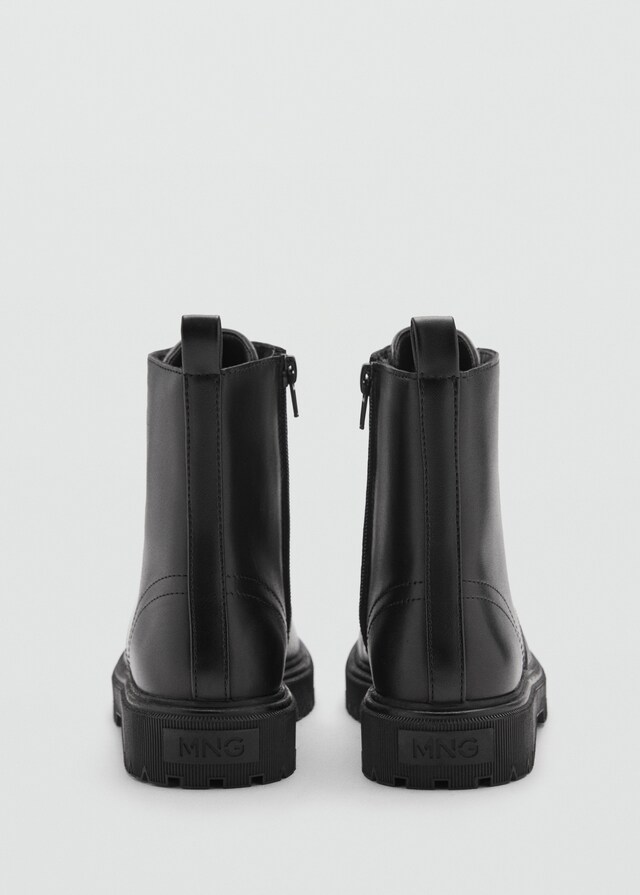 Bağcıklı deri bot - Çocuk | MANGO Türkiye