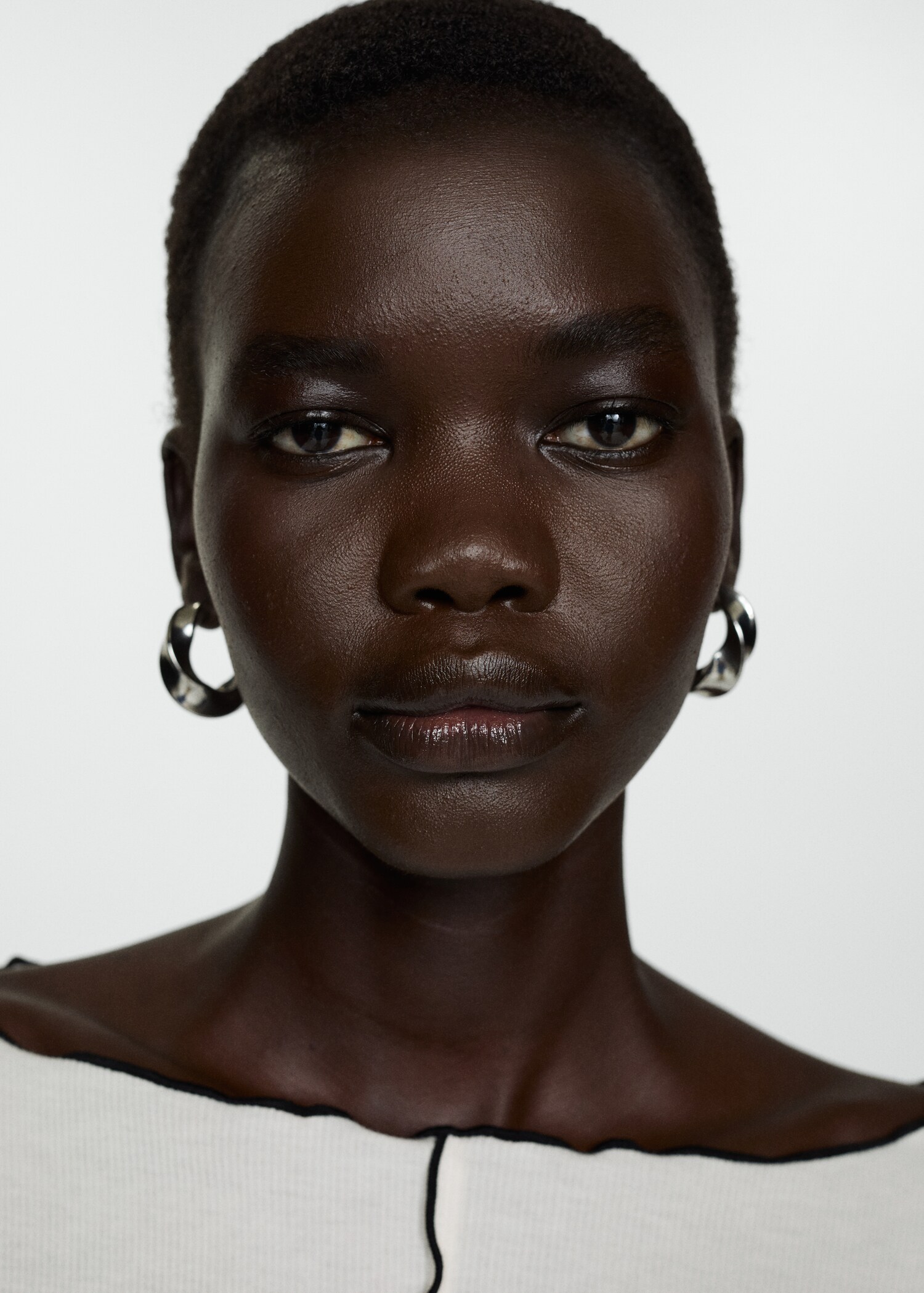 Long-sleeved t-shirt with decorative seams - Women | MANGO USA