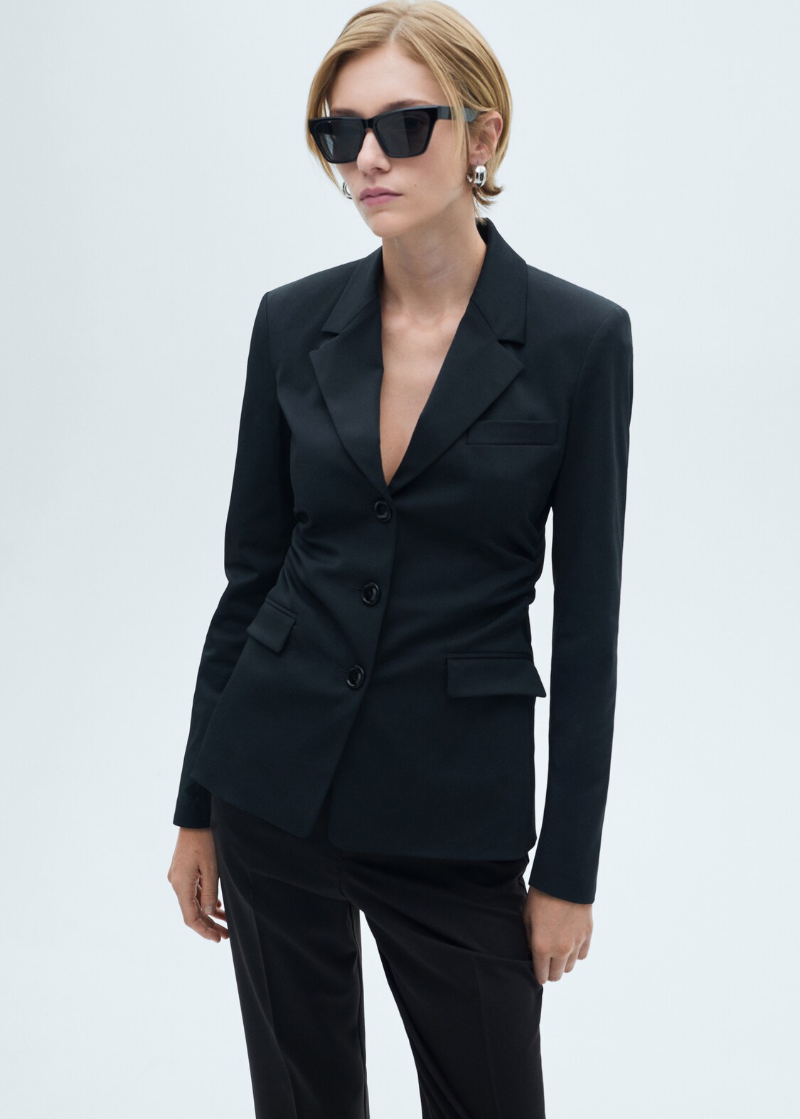 Fitted suit jacket - Women | MANGO USA