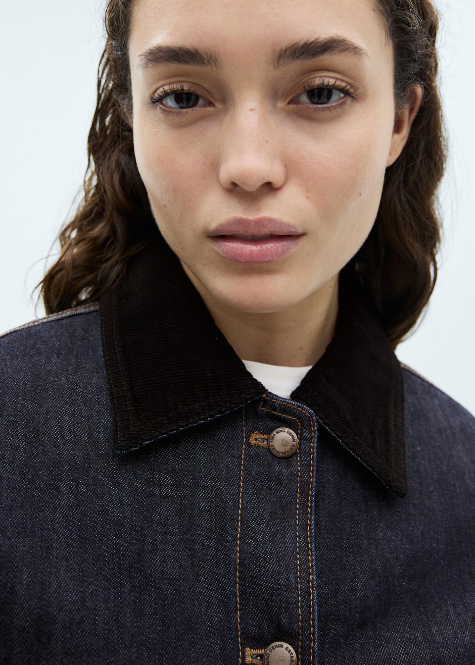 Denim jacket with contrast collar - Women | MANGO United Kingdom
