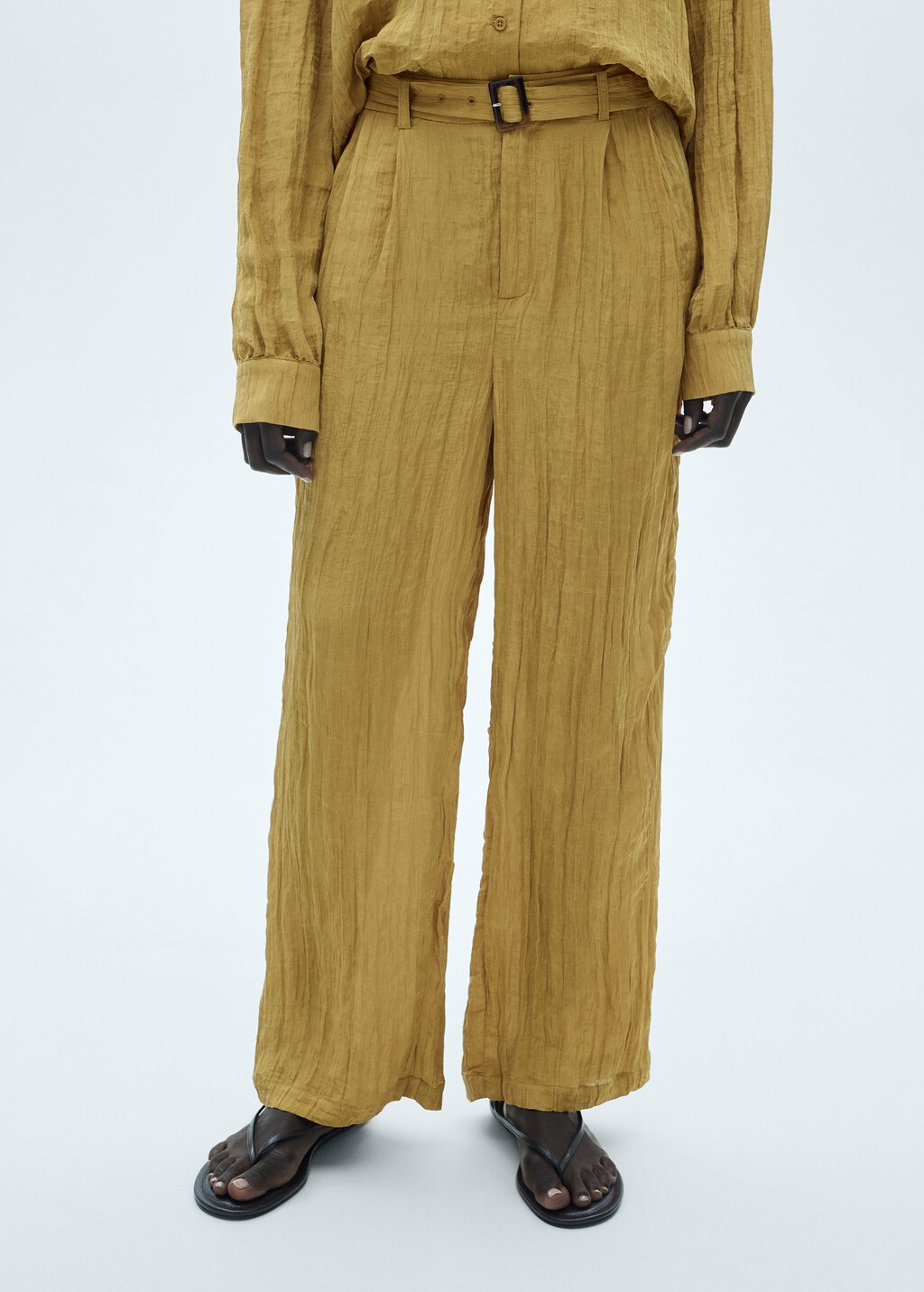 Belted texture pants - Woman | MANGO Iraq