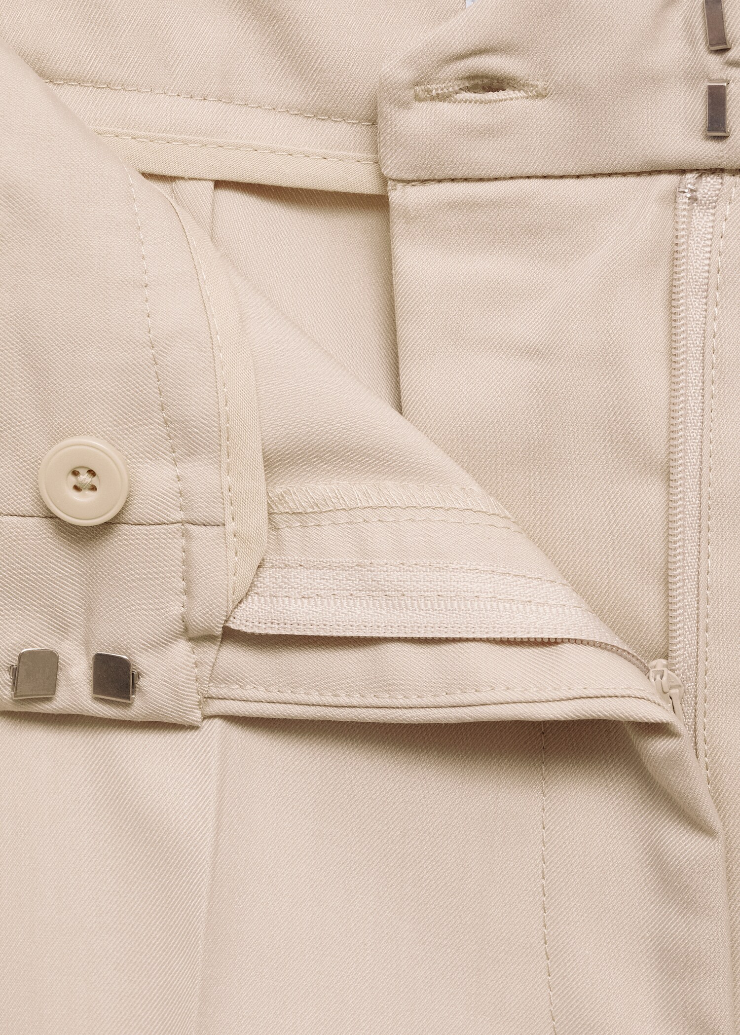 Pleated straight trousers - Woman | MANGO Singapore