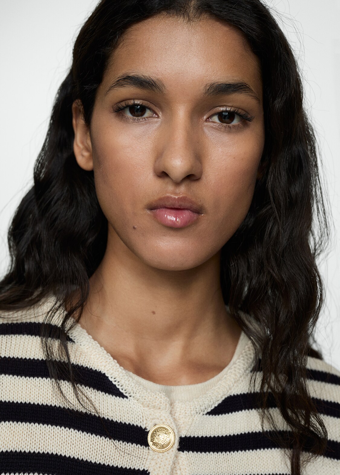 Knitted cardigan with jewel button - Women | MANGO USA