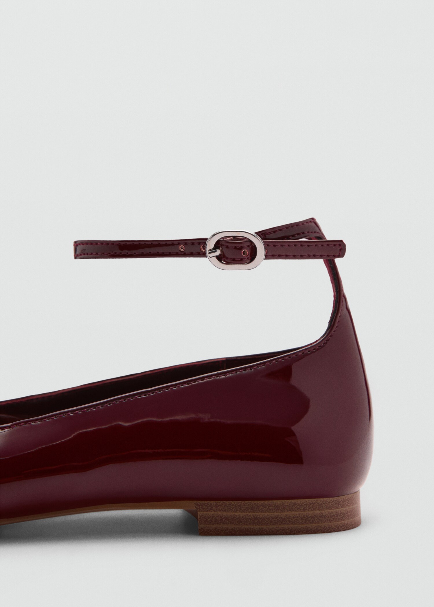 Patent leather-effect ballet flats - Women | MANGO USA