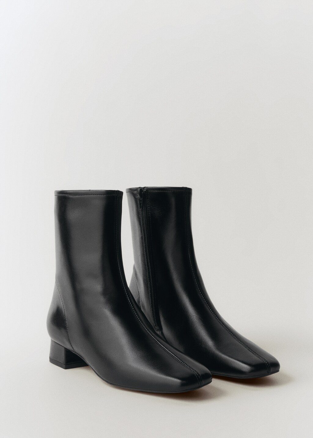 Leather heeled boots - Women | MANGO USA
