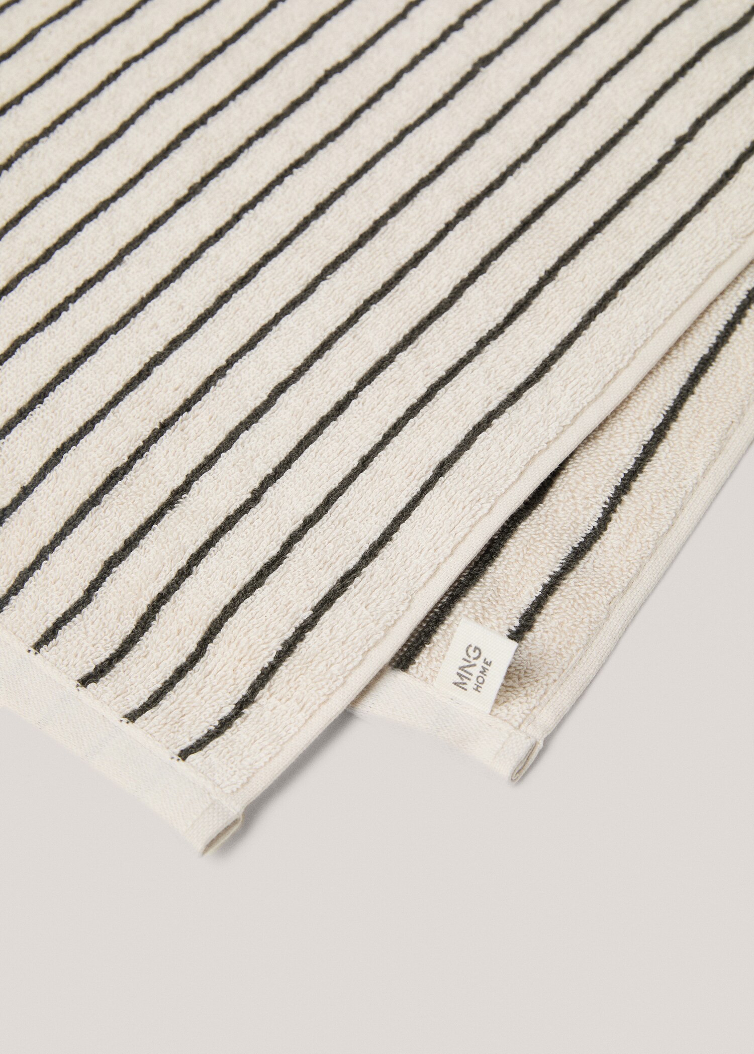 Striped cotton rug - Home | MANGO USA