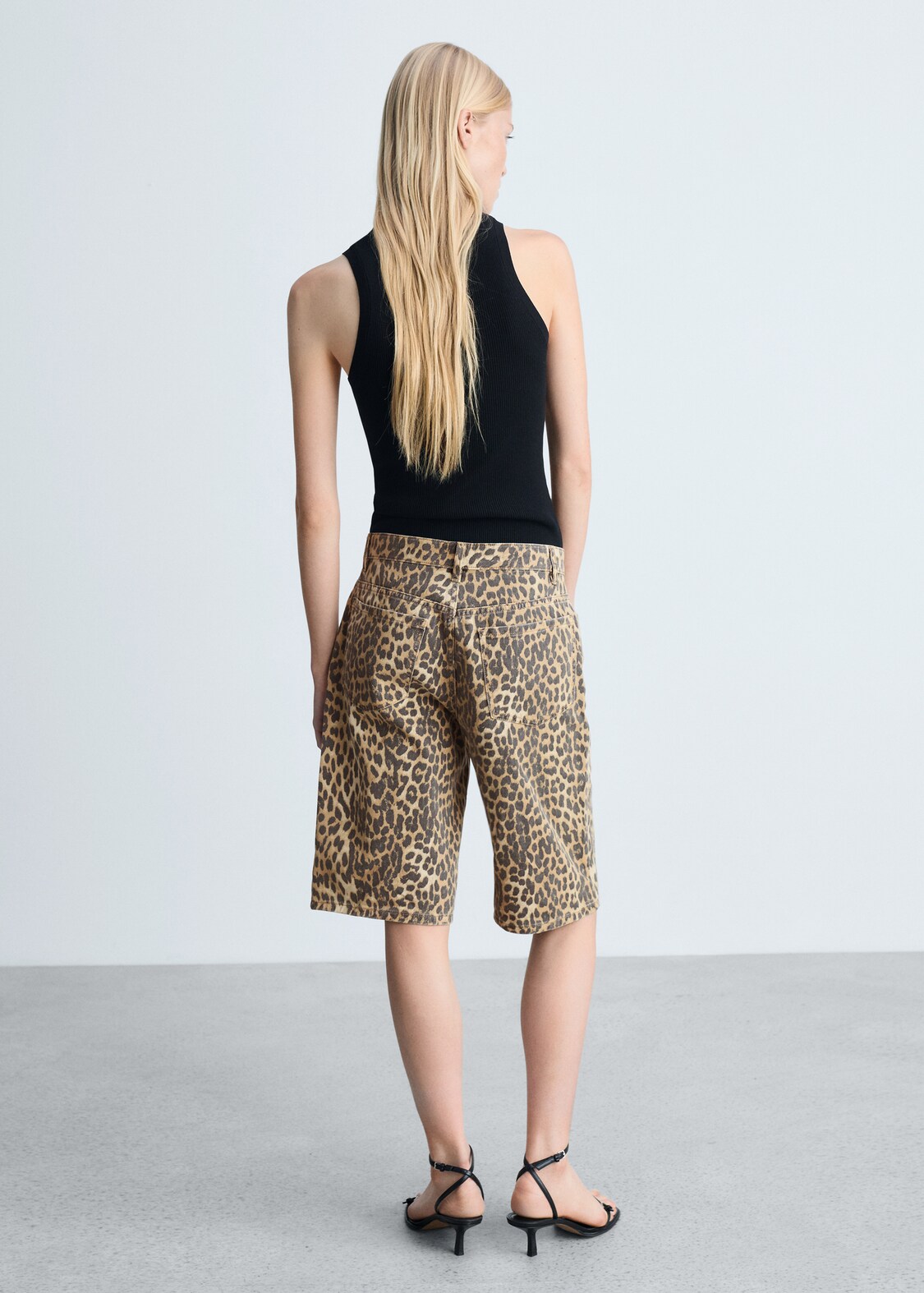 High-waist leopard-print bermuda shorts - Women | MANGO USA