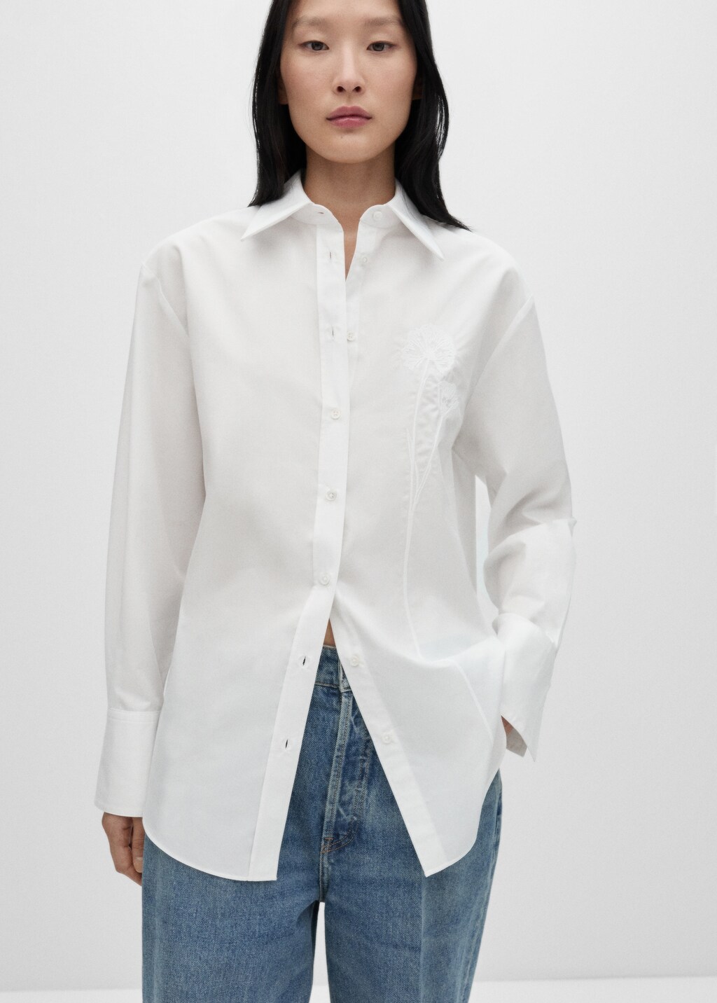 Oversize poplin shirt with embroidery detail - Woman | MANGO Saudi Arabia