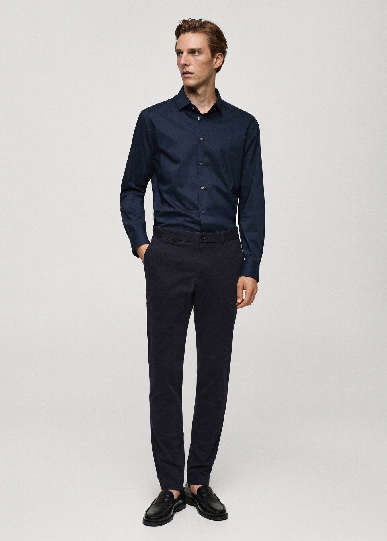 Slim fit serge chino pants - Men | MANGO USA