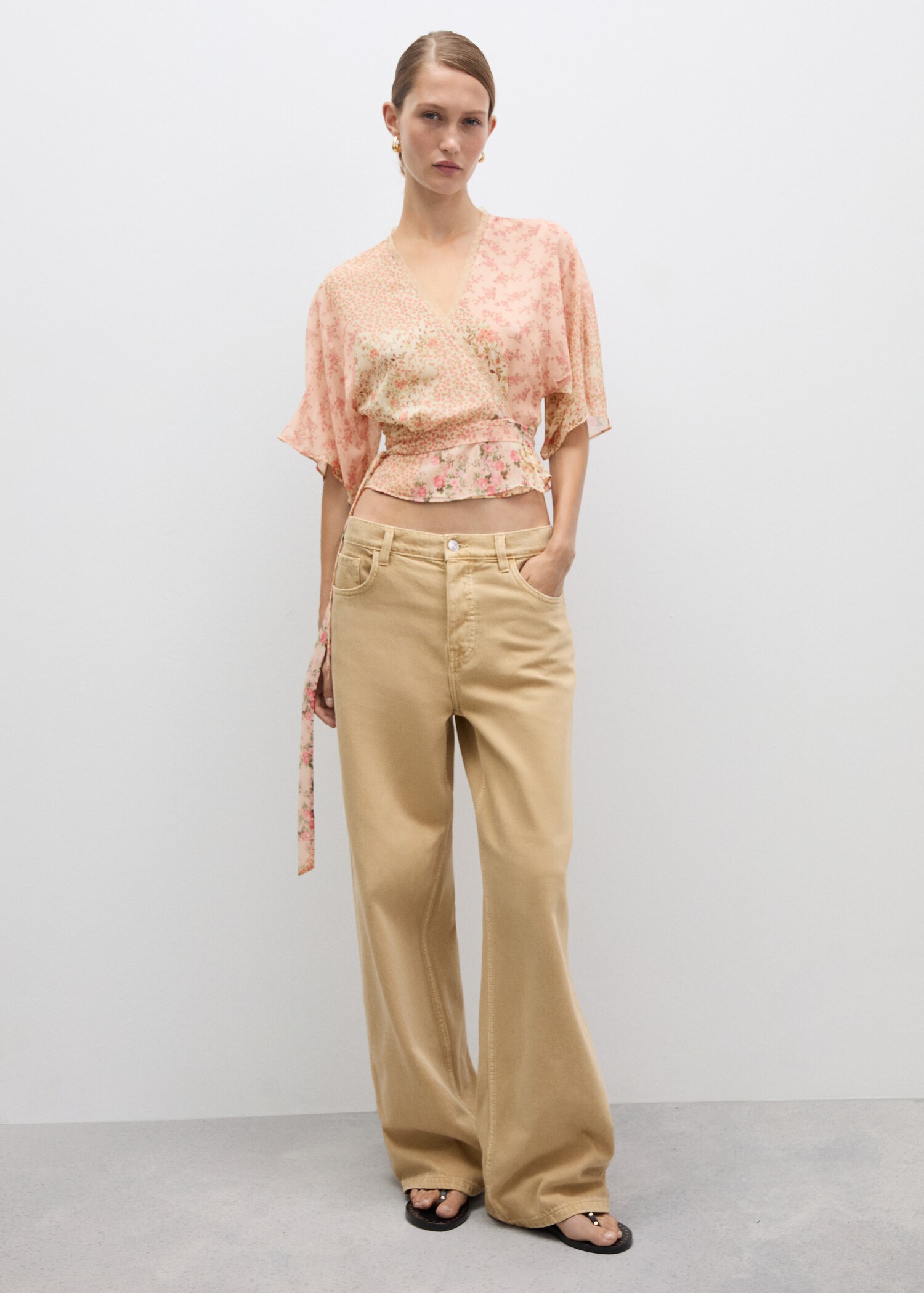 Floral print crossover blouse - Women | MANGO USA