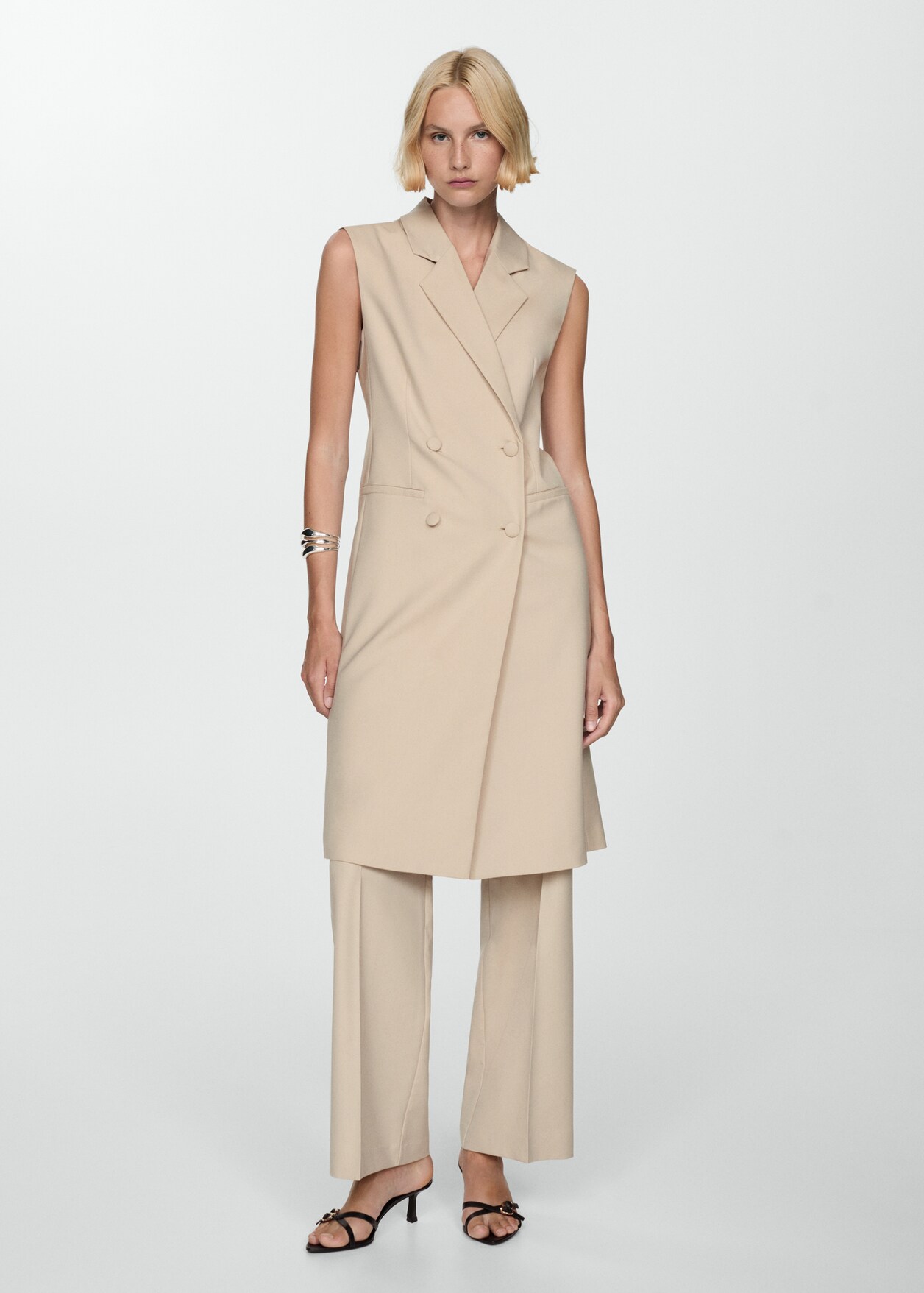Pleated straight trousers - Woman | MANGO Singapore