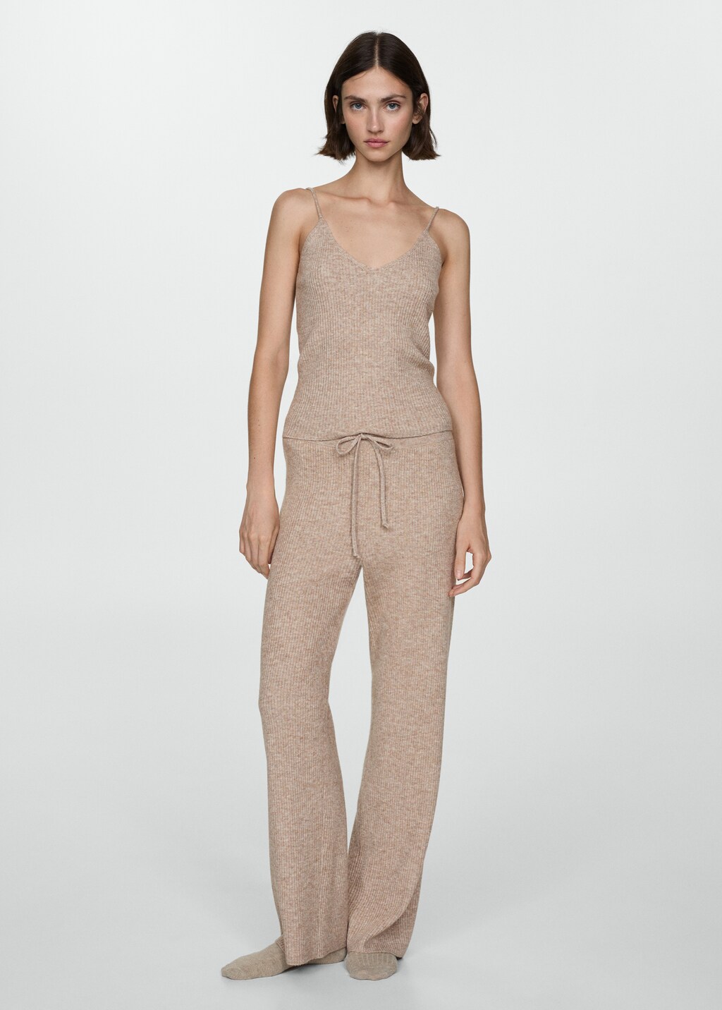 Spodnie z cienkiej prążkowanej dzianiny - Kobieta | MANGO Poland