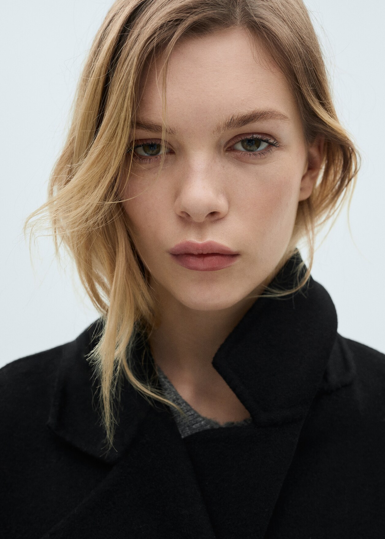 Handmade oversized wool coat - Women | MANGO United Kingdom