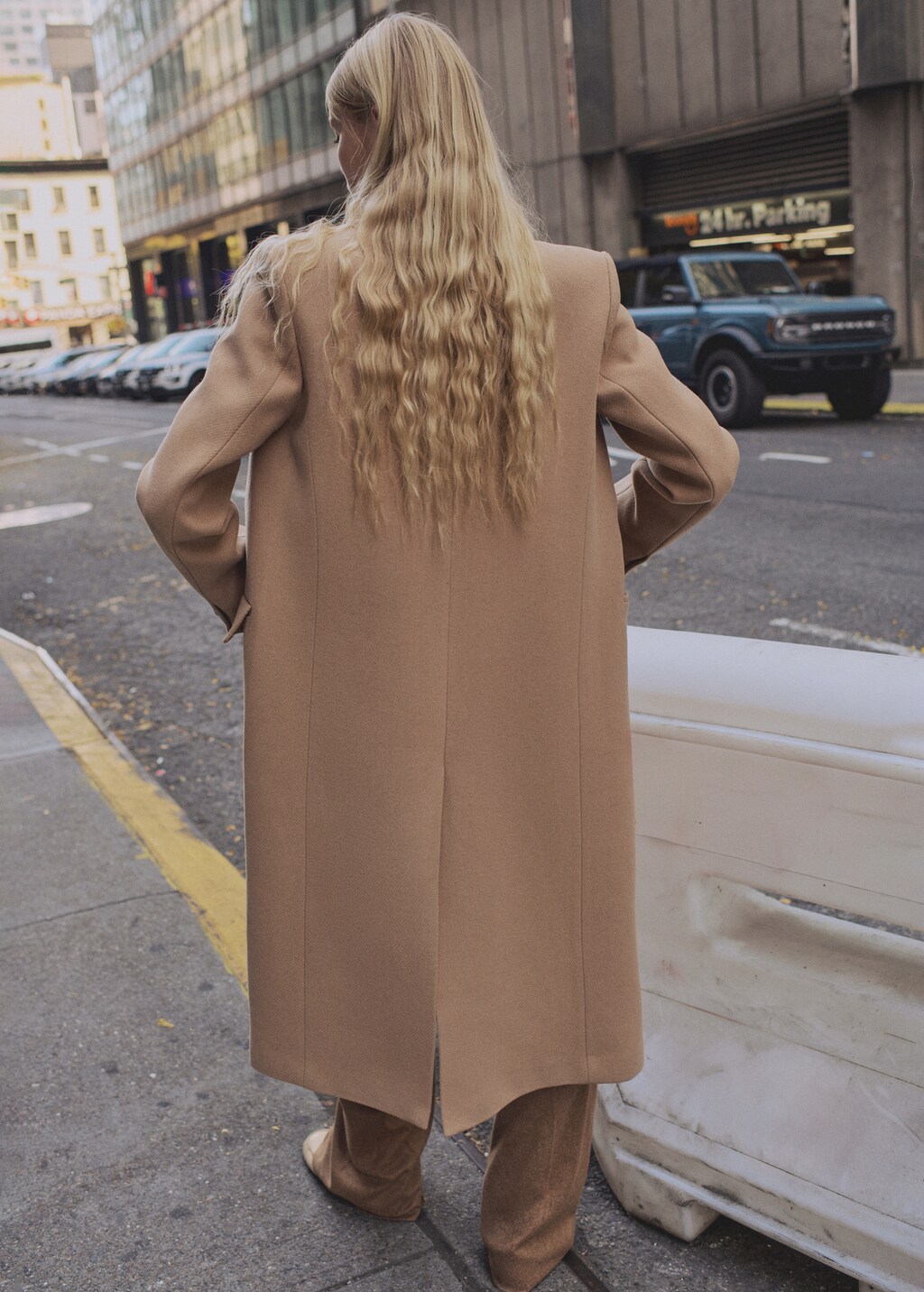 Long structured wool coat - Women | MANGO United Kingdom