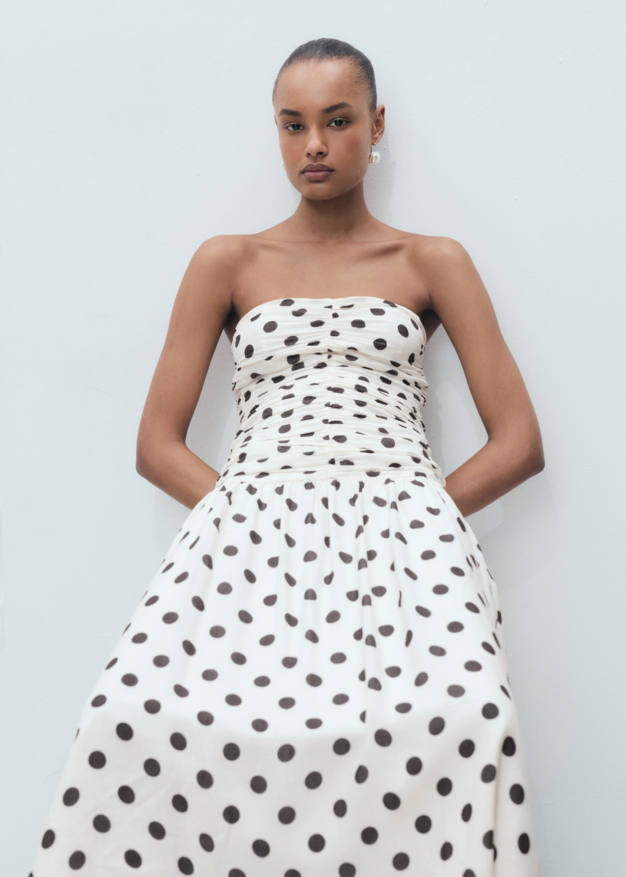 Polka-dot dress with draped body - Women | MANGO USA