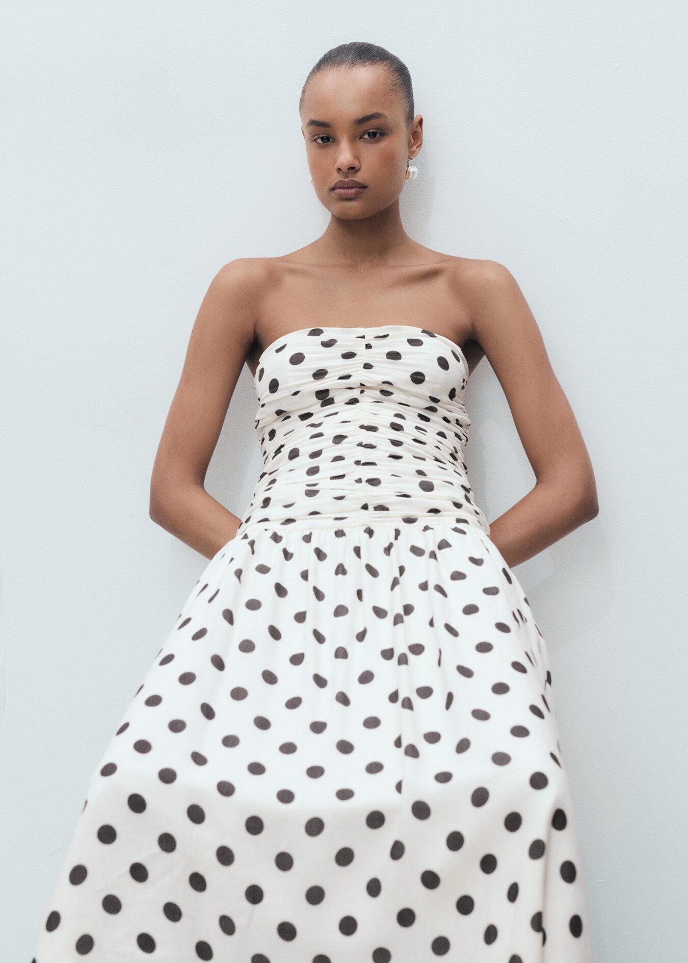 Polka-dot dress with draped body - Women | MANGO USA