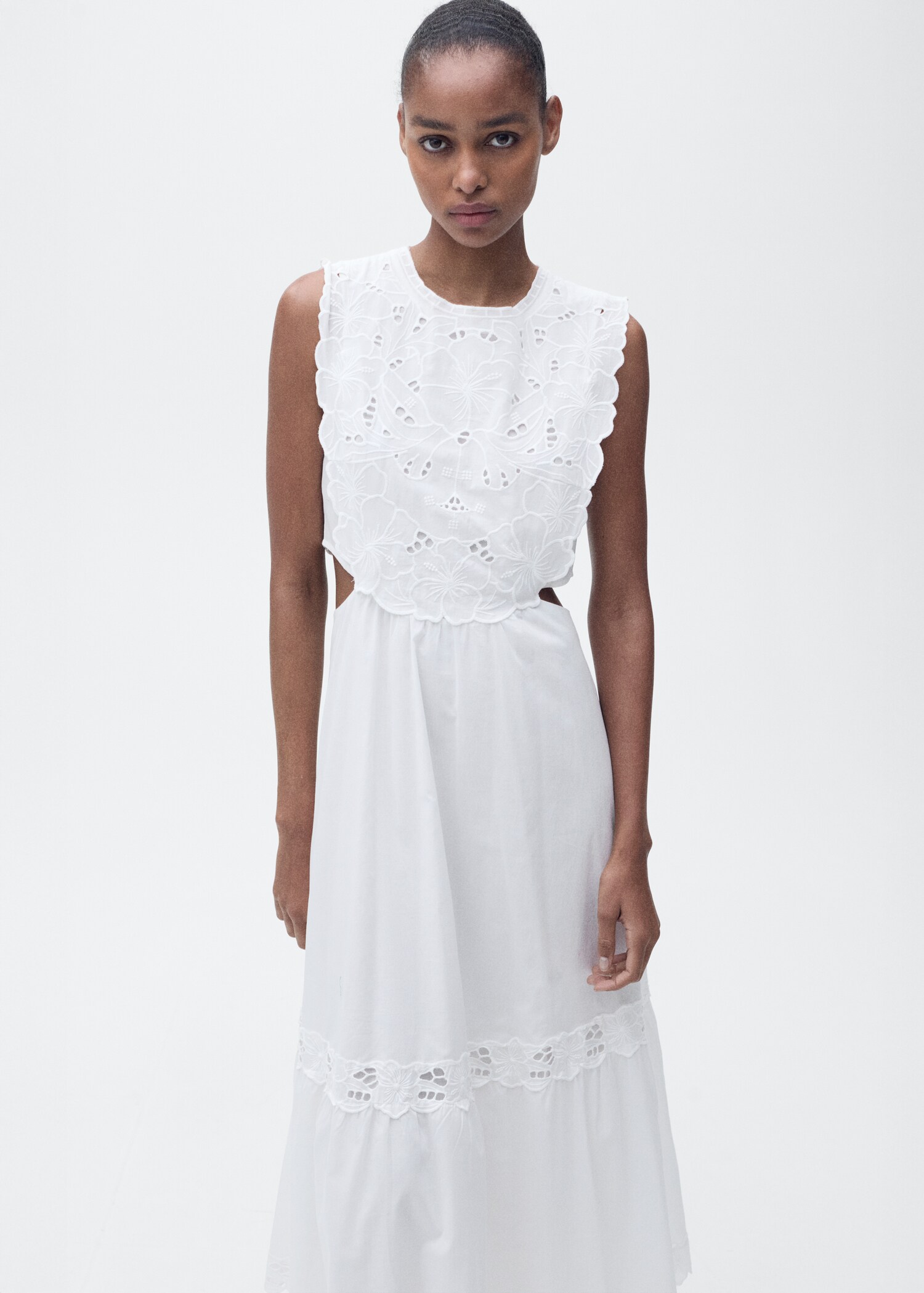 Embroidered dress with side slits - Women | MANGO USA