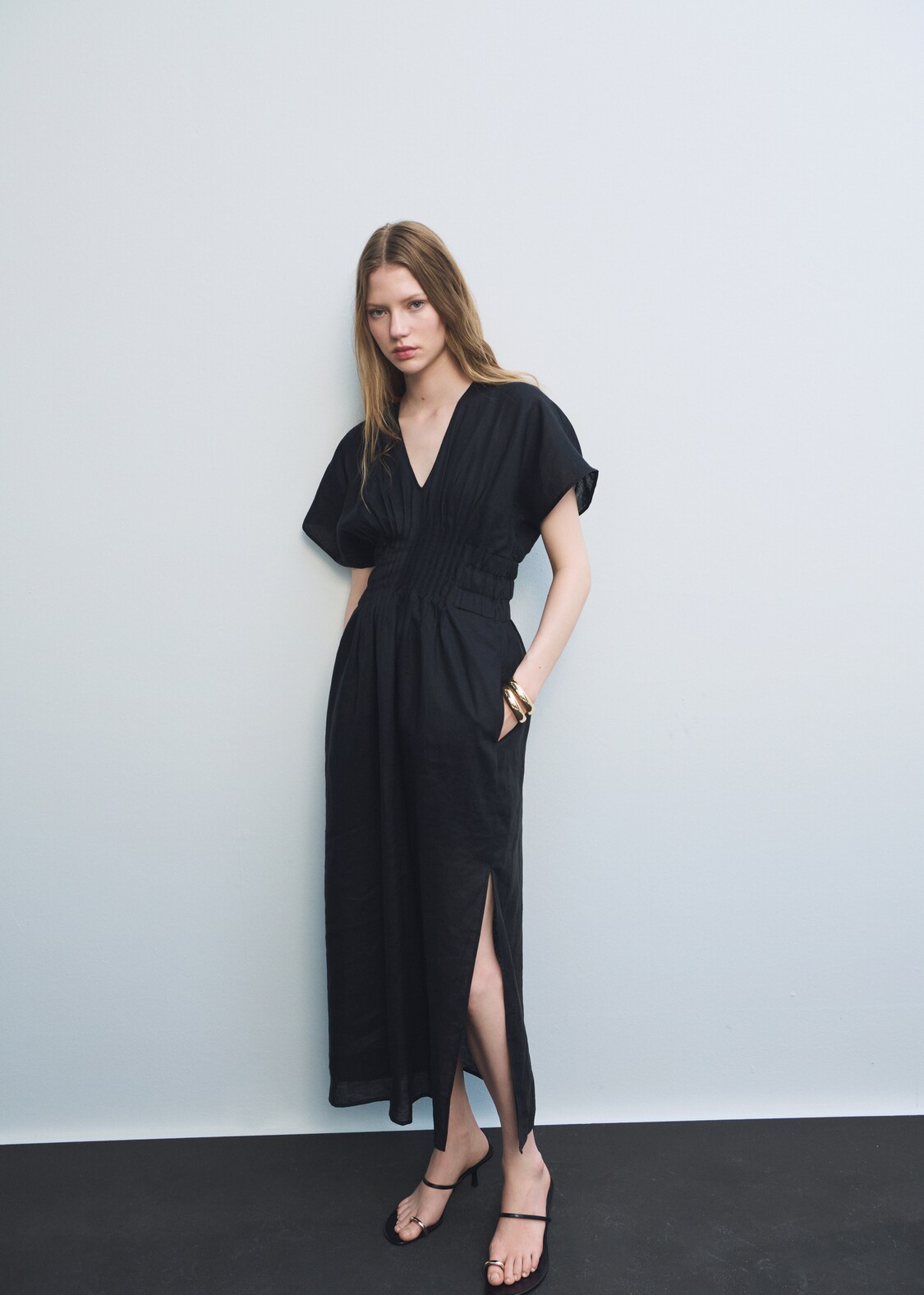 Long linen dress with gathered panel - Women | MANGO United Kingdom