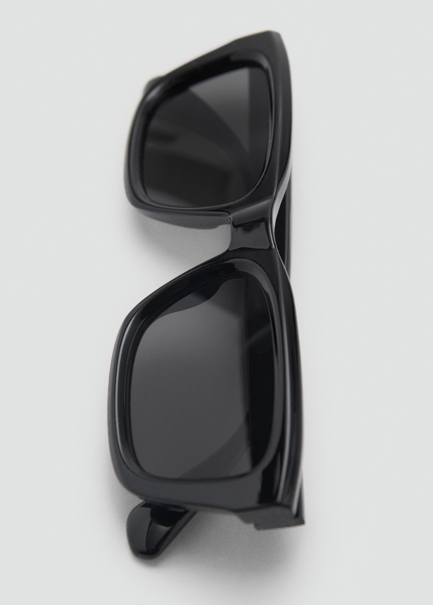 Rectangular-frame sunglasses - Men | MANGO USA