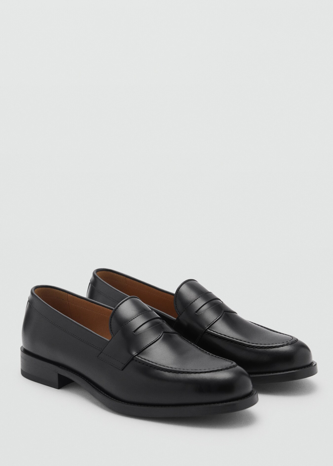 Leather penny loafers - Men | MANGO USA