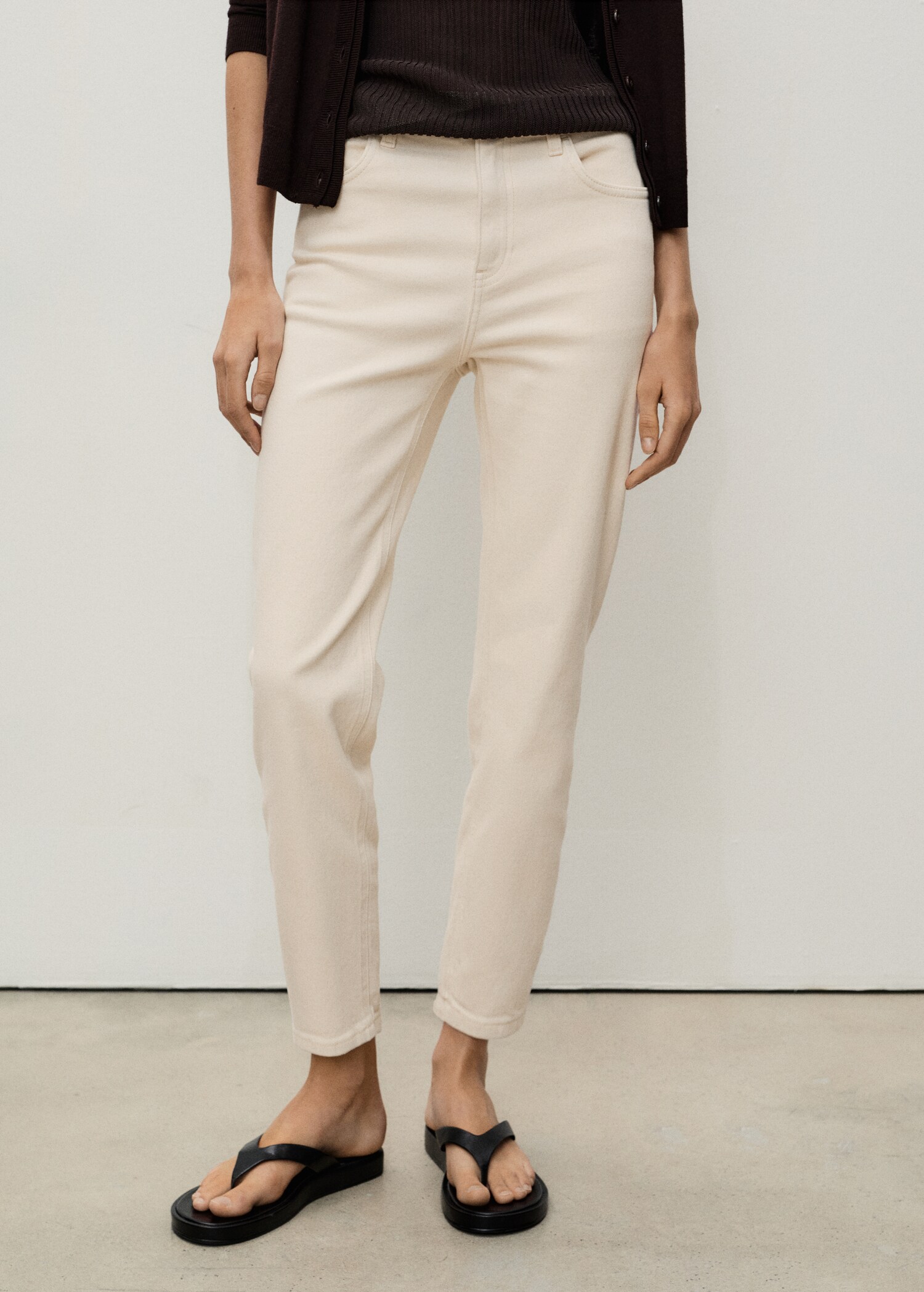 Newmom comfort high-rise jeans - Women | MANGO United Kingdom