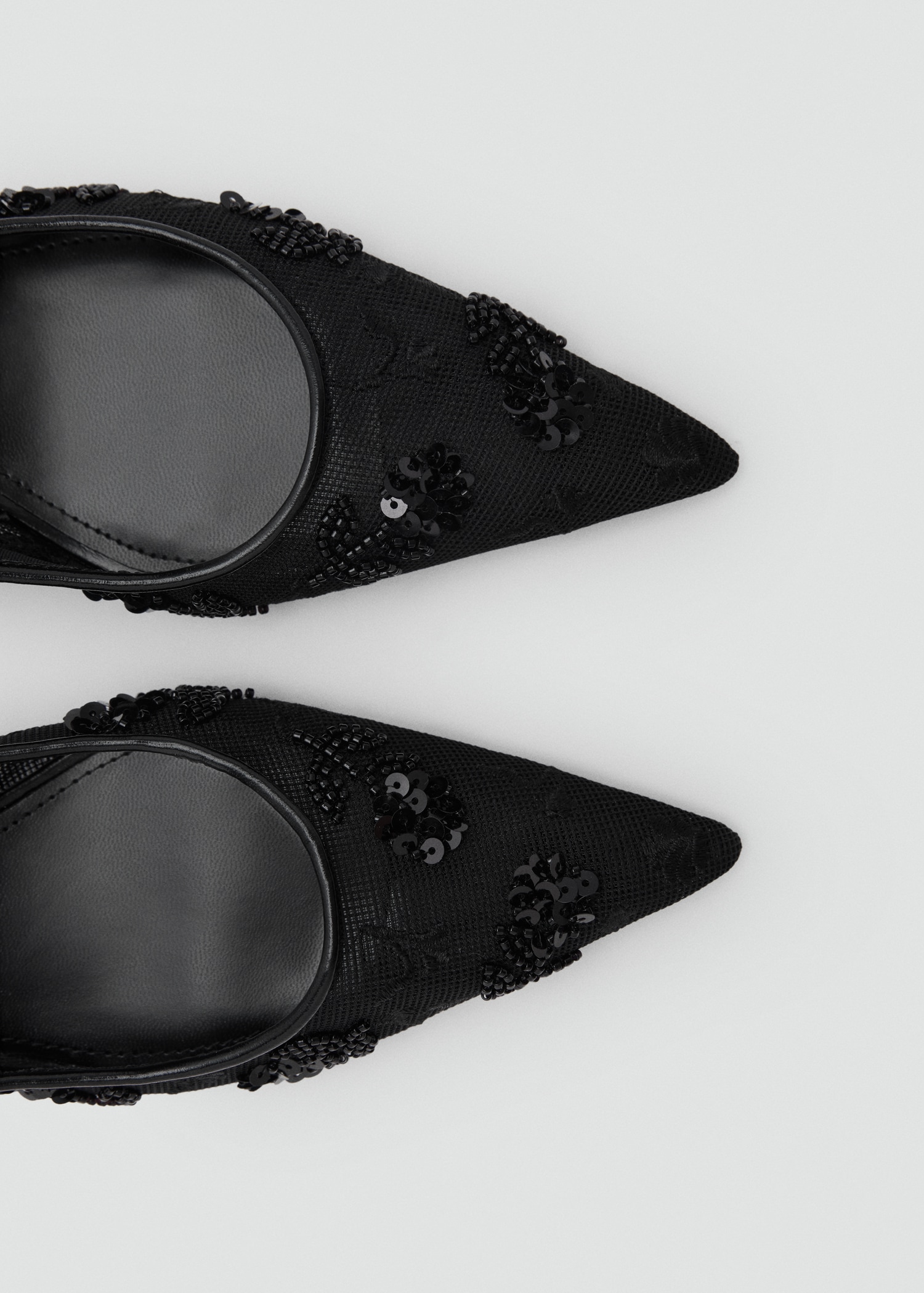 Buty na obcasie kaczuszka z cekinami - Kobieta | MANGO Poland Buty na obcasie kaczuszka z cekinami - Kobieta | MANGO Poland