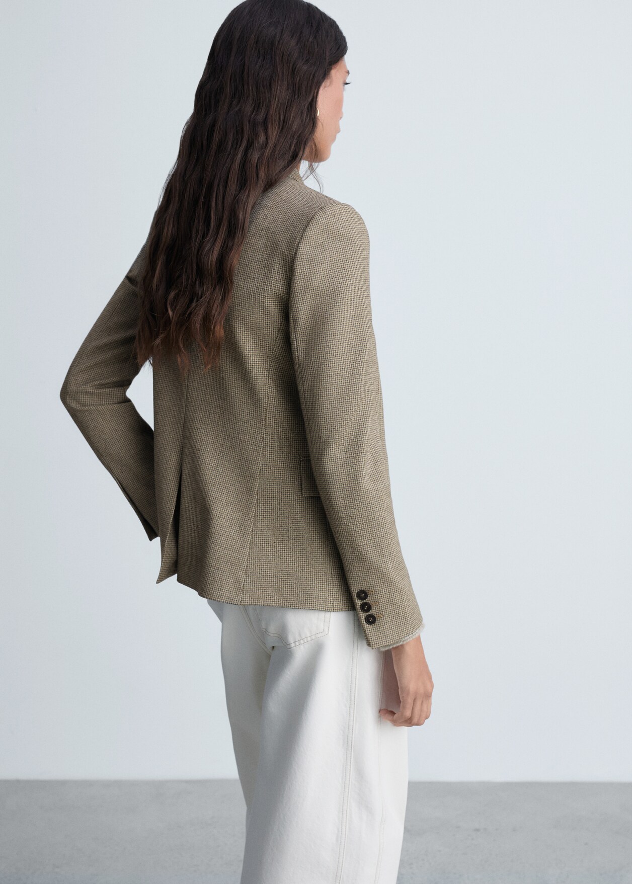 Micro-houndstooth tailored jacket - Women | MANGO USA