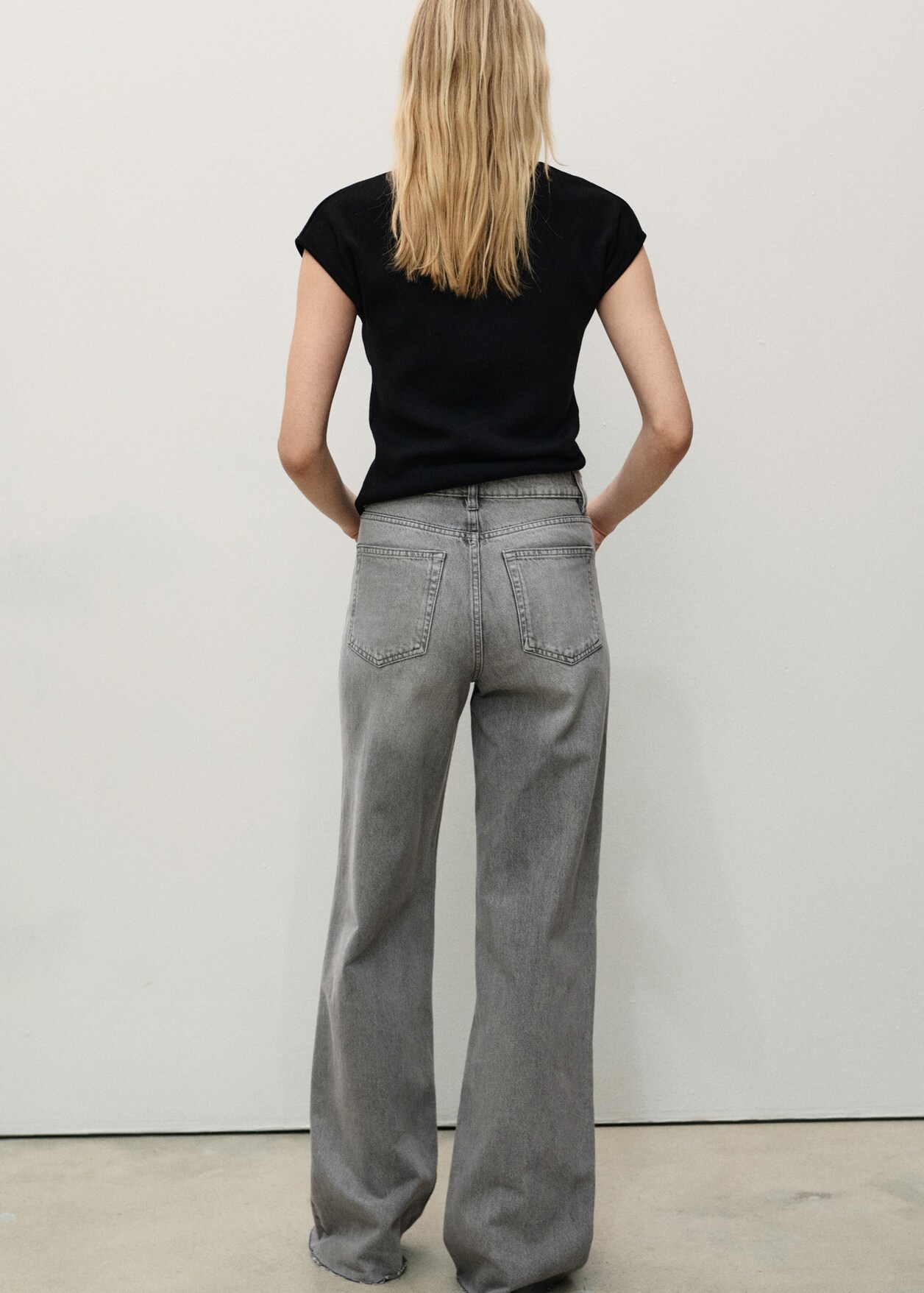 Danila wide leg high-rise jeans - Women | MANGO USA