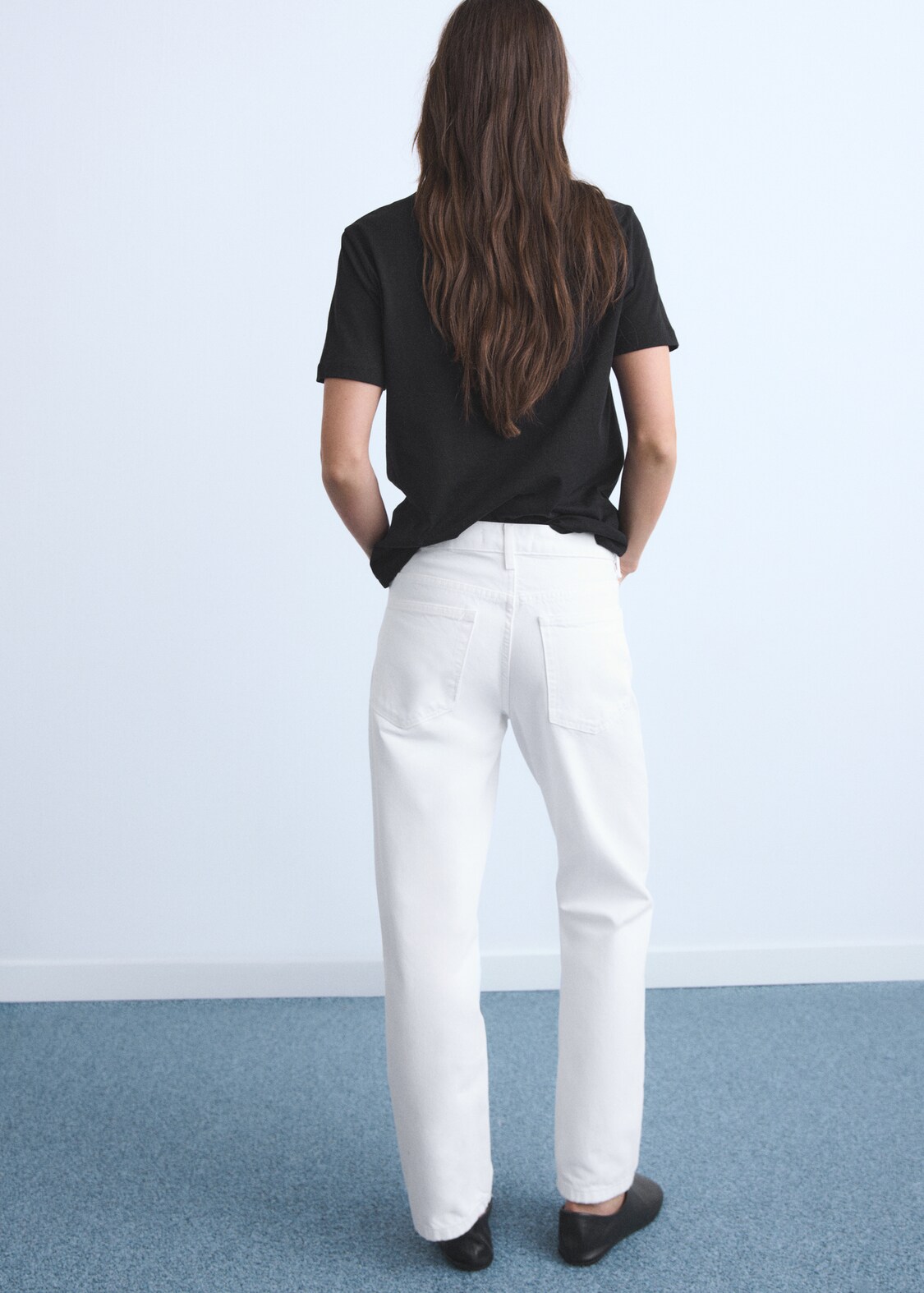 Mid-rise straight jeans - Women | MANGO USA