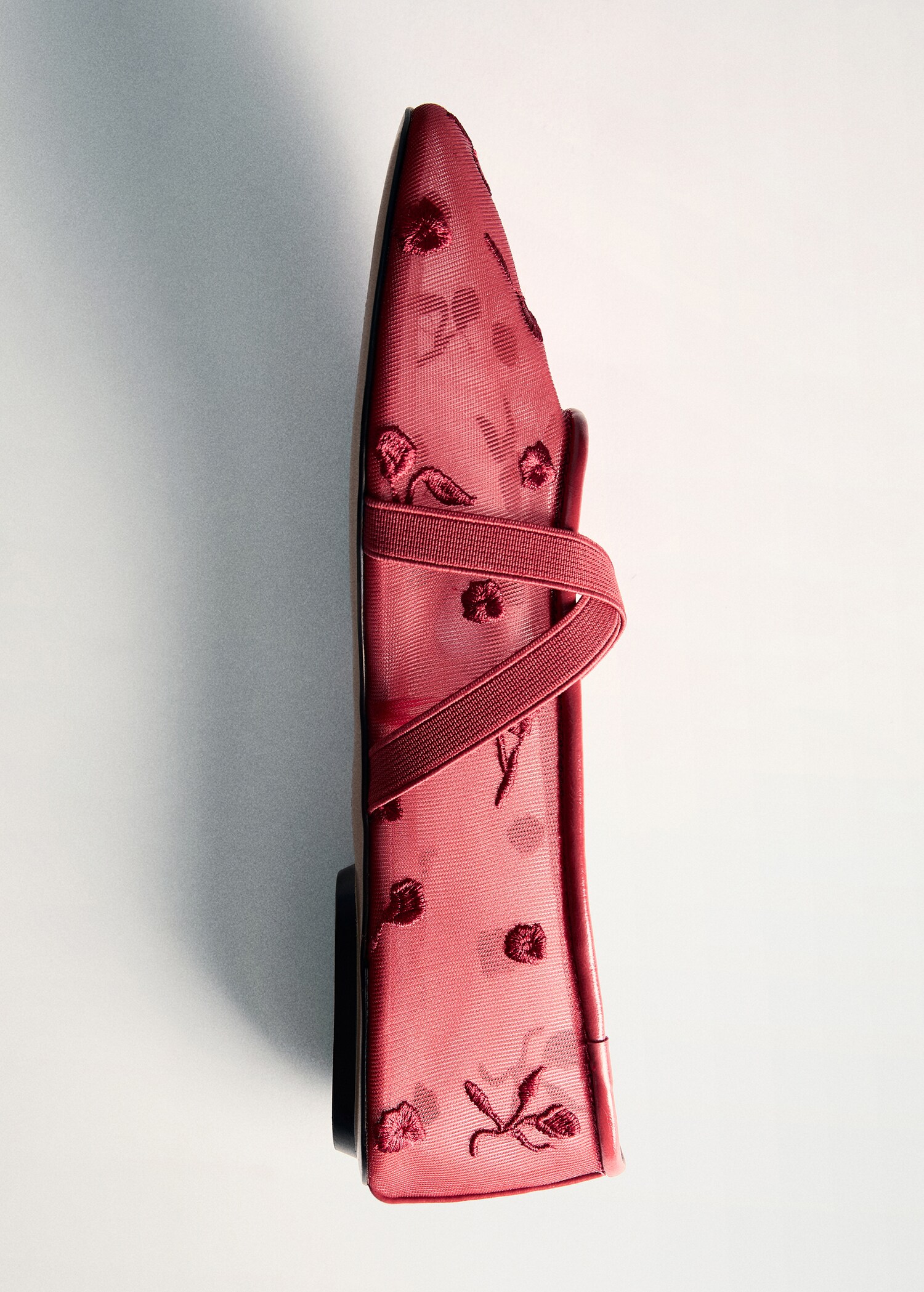 Ballet flats with cross straps with embroidered flowers - Women | MANGO USA