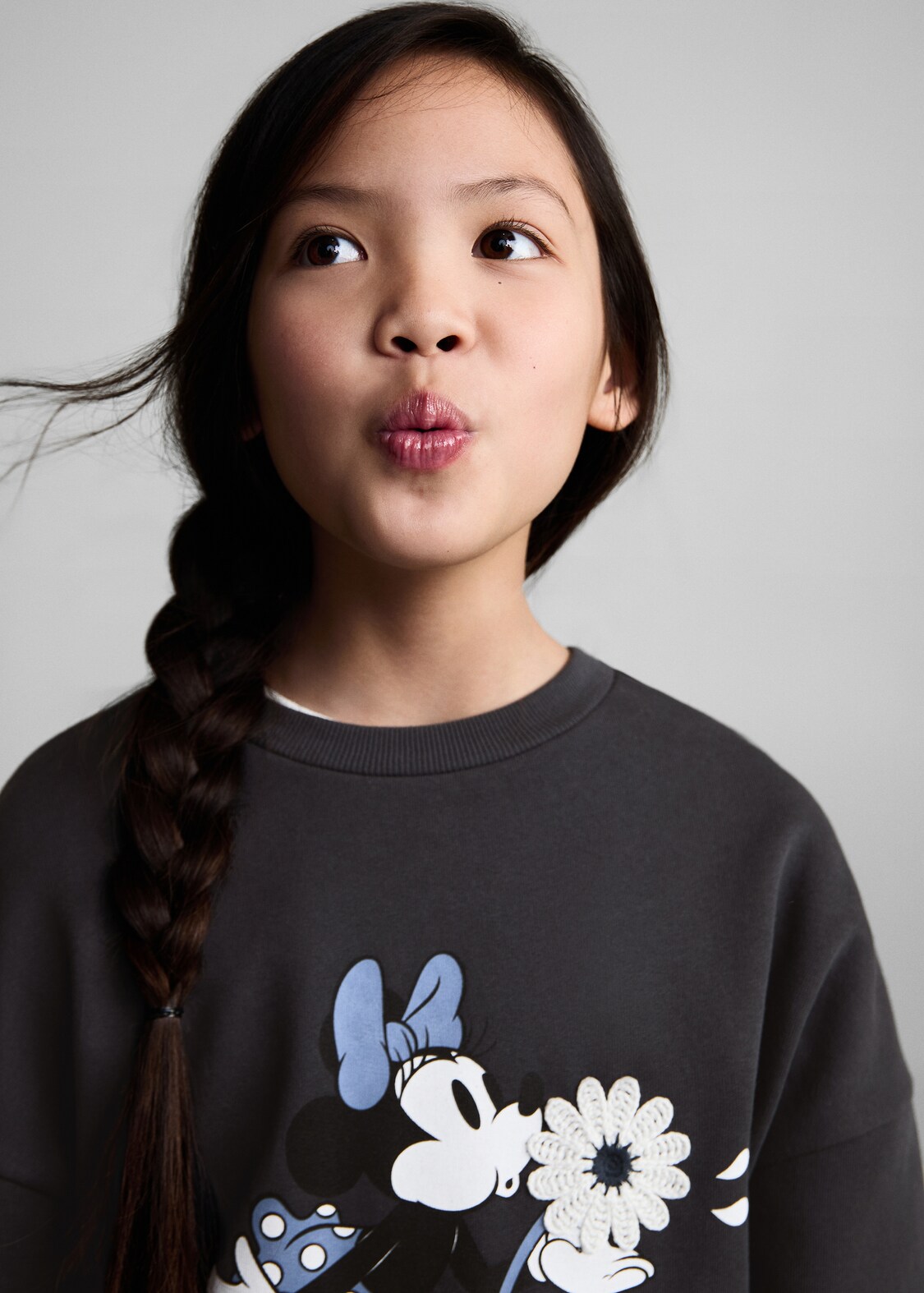 Minnie Mouse sweatshirt - Kids | MANGO USA