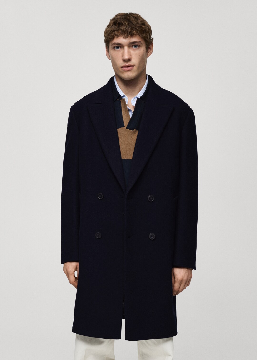 Relaxed-fit long wool coat - Men | MANGO USA