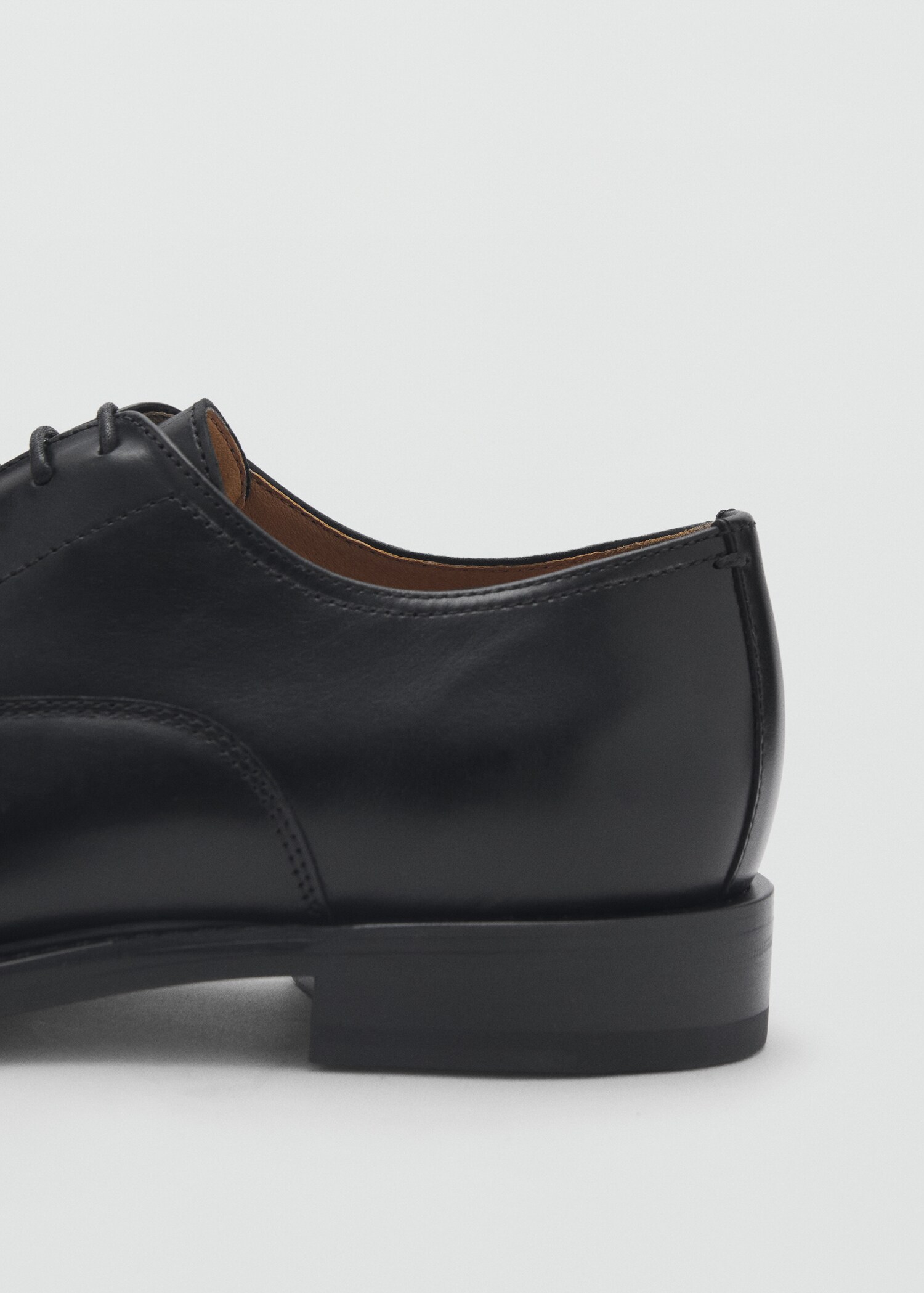 Oxford style leather shoe - Men | MANGO USA