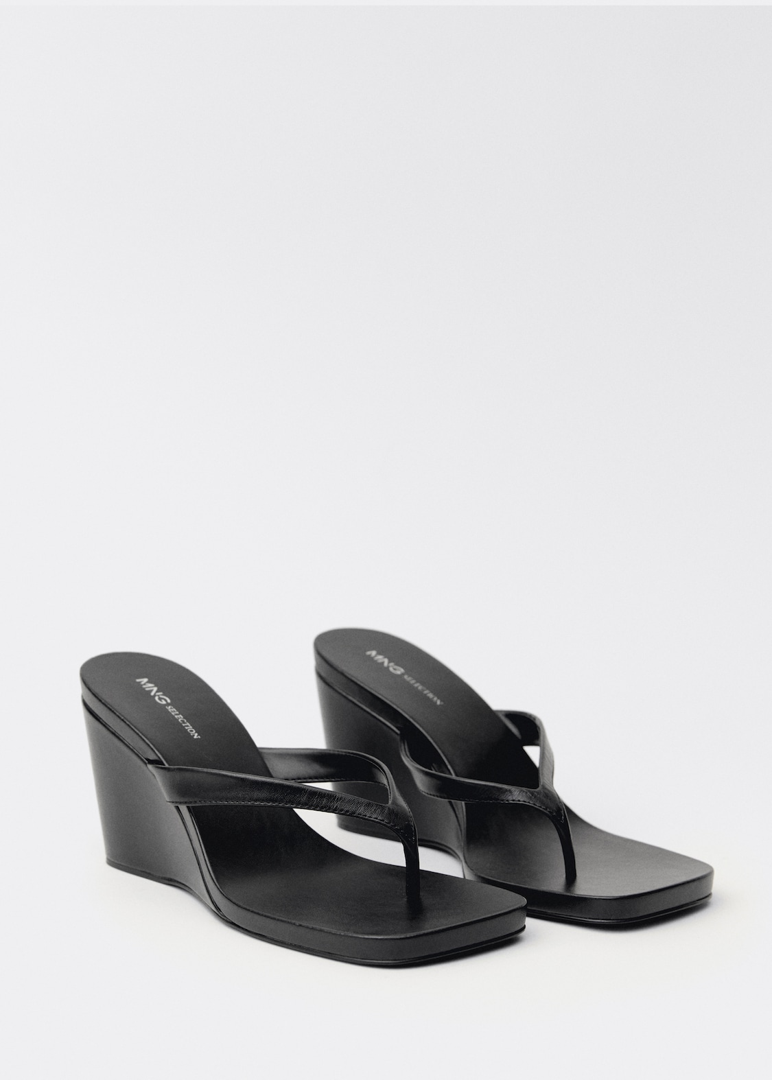 Wedge leather sandals - Women | MANGO USA